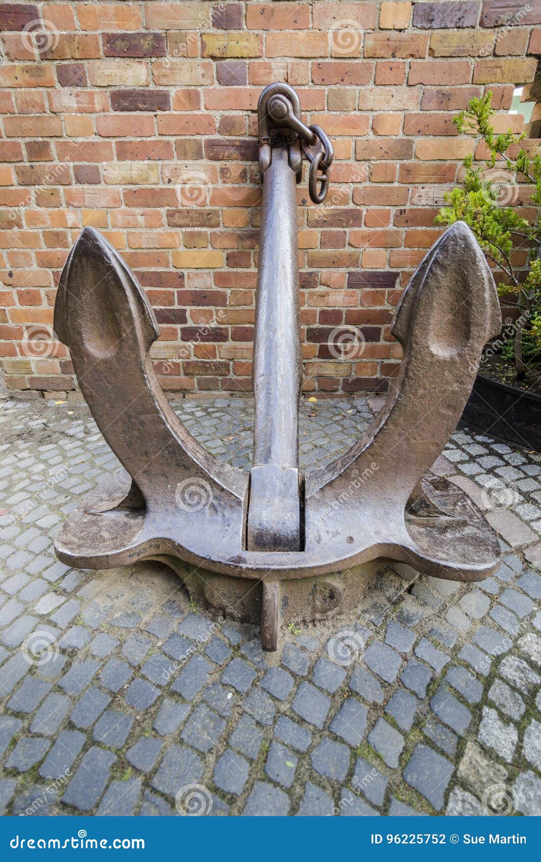 Alter Schiffs-Anker, Stralsund, Deutschland Stockfoto - Bild von ...