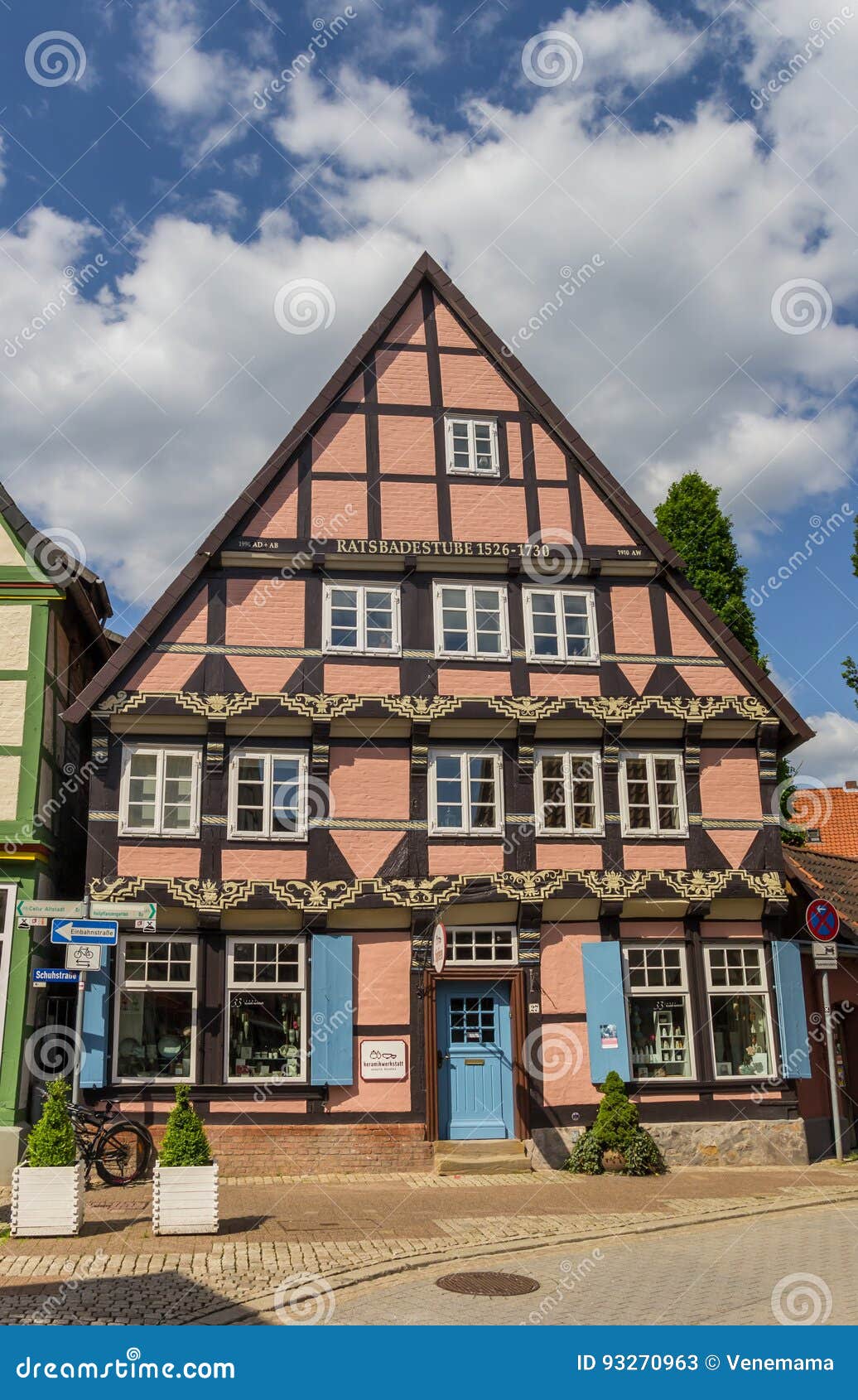 Alter Shop in Der Historischen Mitte Von Celle Redaktionelles Stockfoto ...