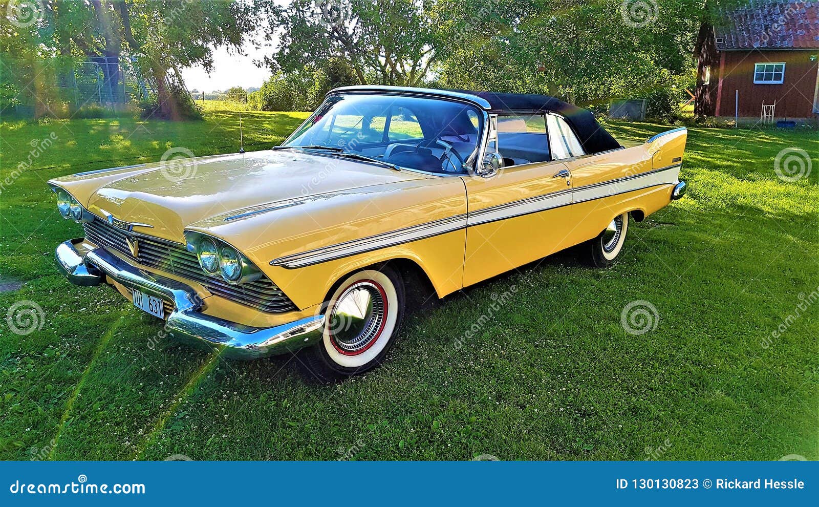 Altes Auto redaktionelles stockfoto. Bild von klassisch - 130130823