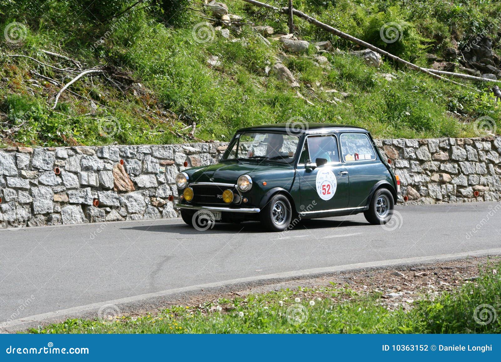 Altes Mini - Historisches Auto Redaktionelles Stockfotografie - Bild ...