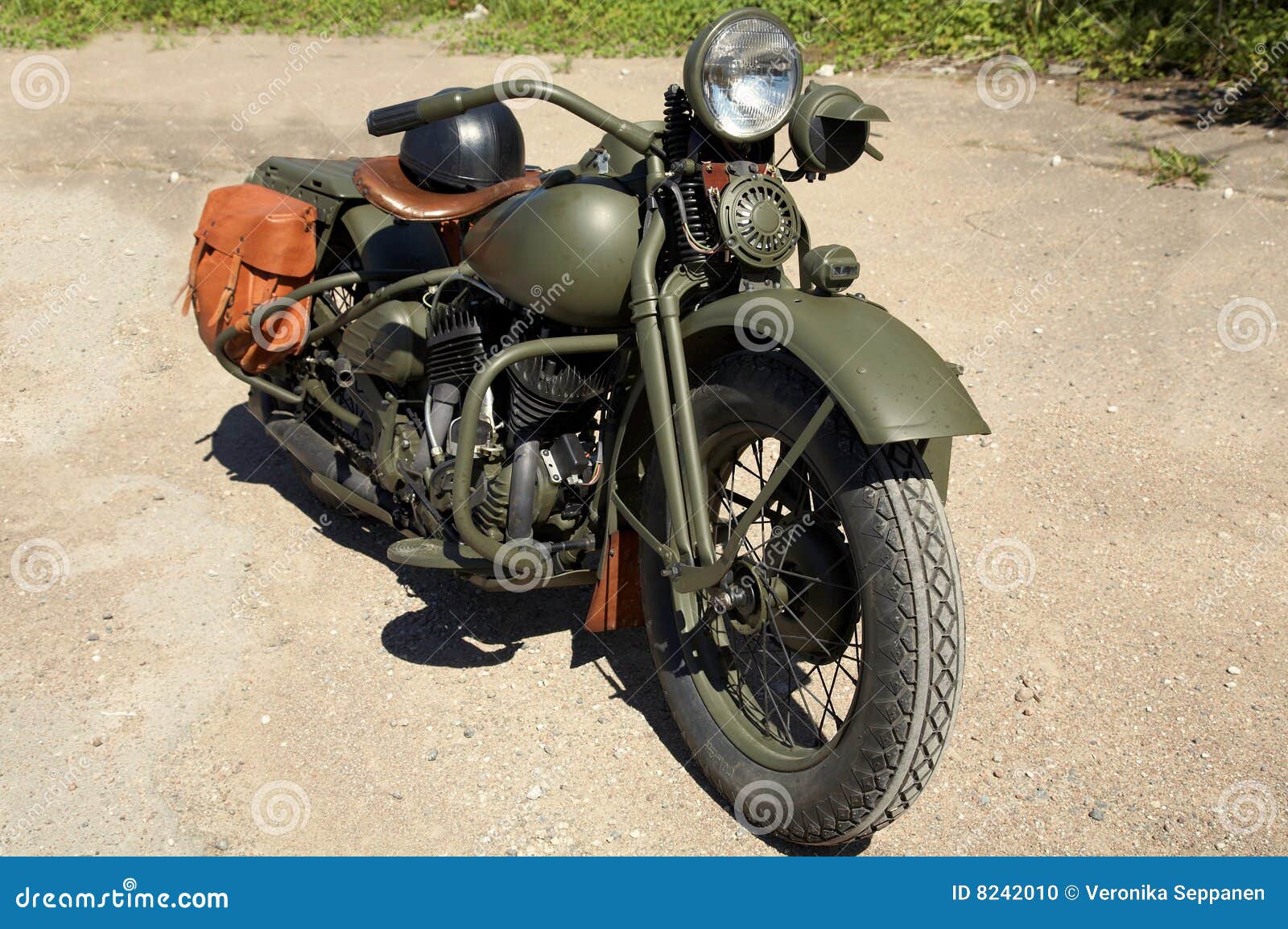 Altes Motorrad stockfoto. Bild von überholt, auto, verkehr - 8242010