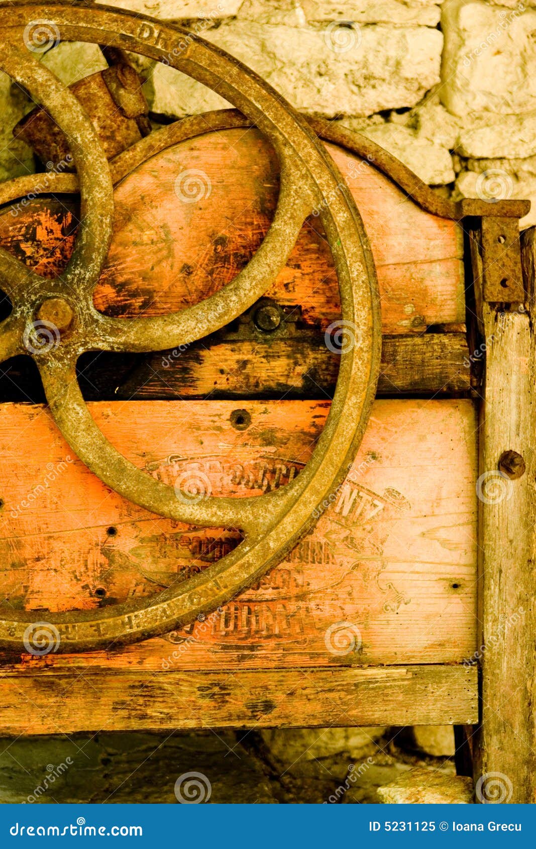 Altes Rad stockbild. Bild von hölzern, auszug, platte - 5231125