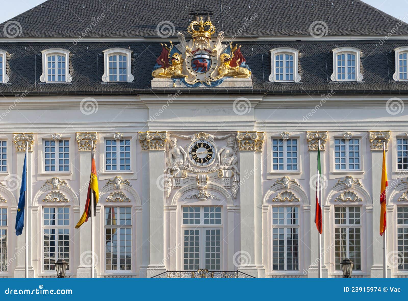 Altes Rathaus in Bonn stockfoto. Bild von rheinland, europa - 23915974