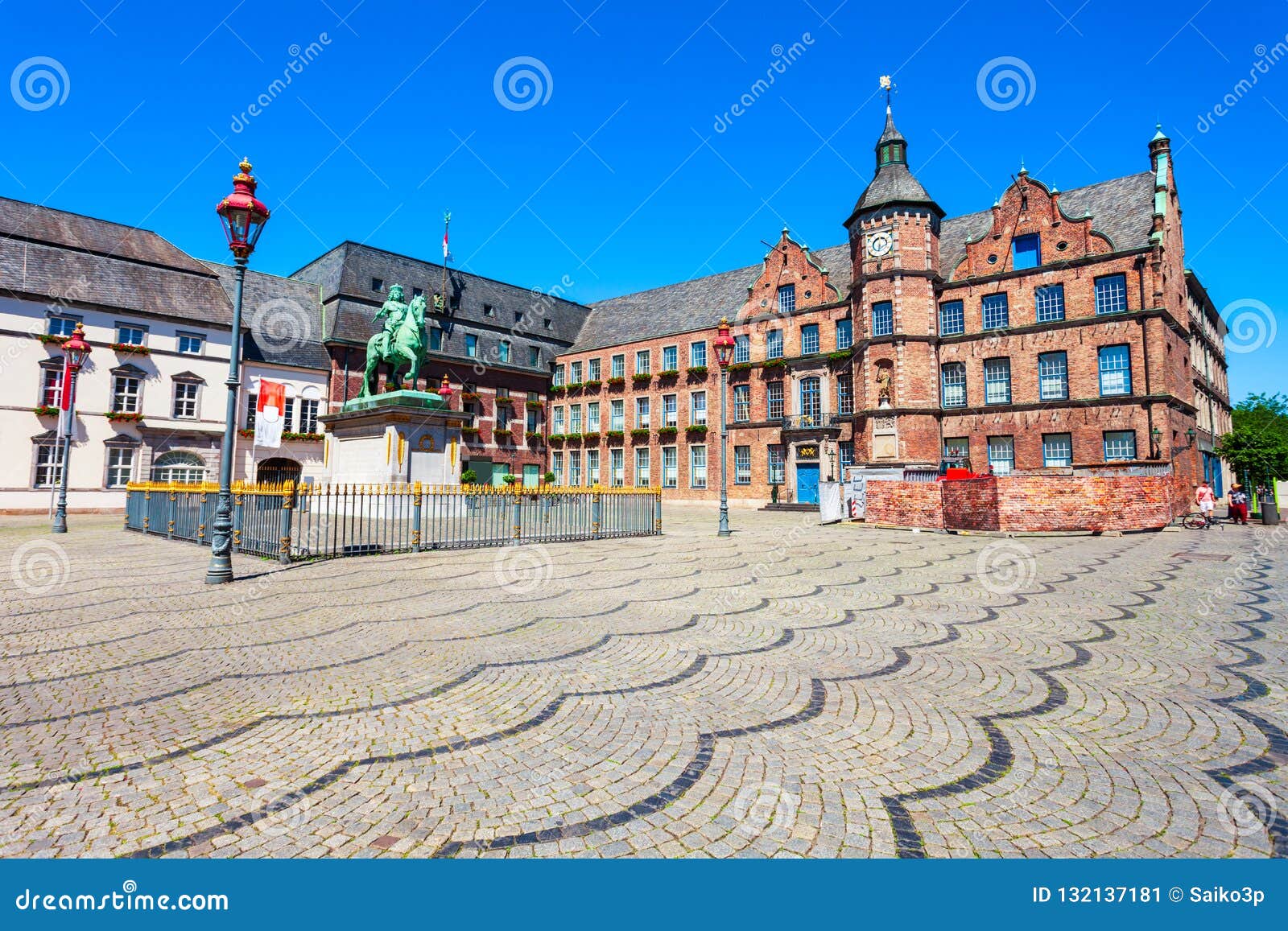 Altes Rathaus Rathaus, Dusseldorf Stockbild - Bild von aufsatz, stadt ...