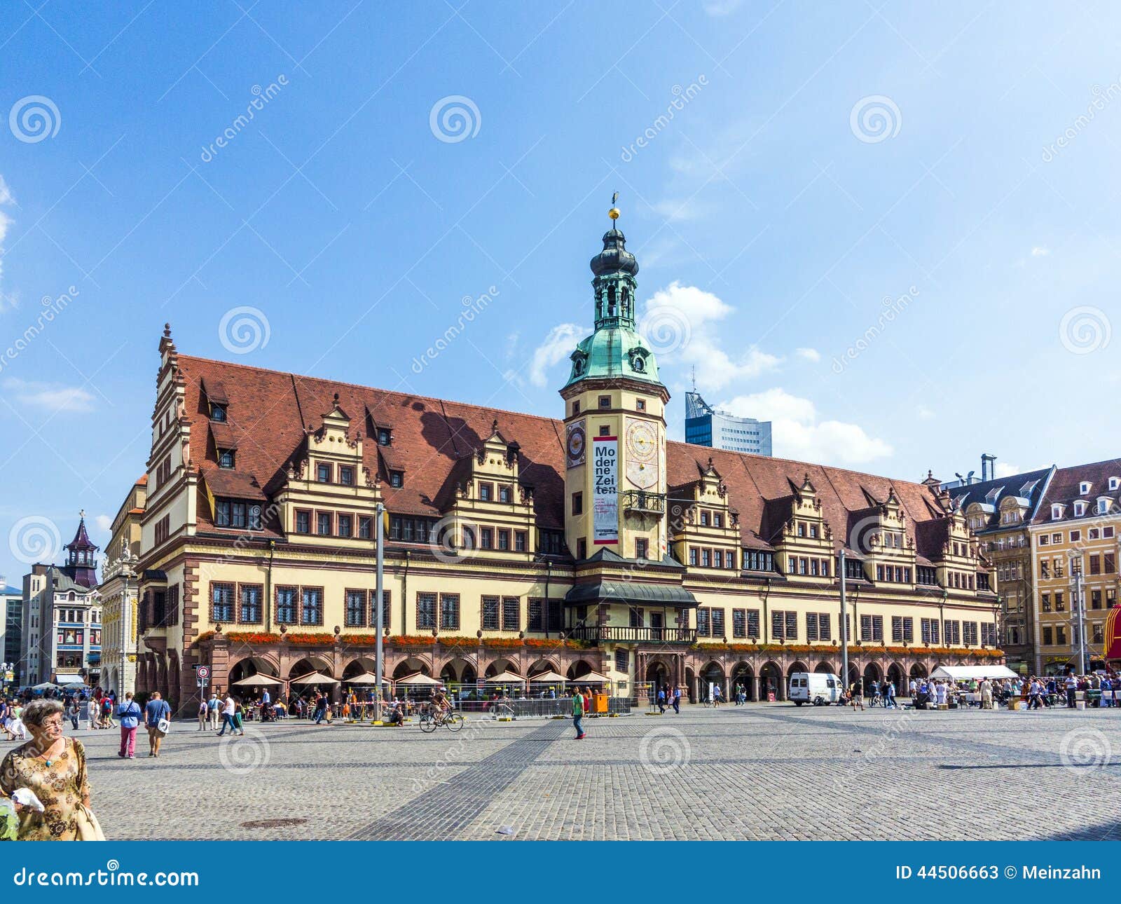 Altes Rathaus am Marktplatz in Leipzig Redaktionelles Stockfoto - Bild ...