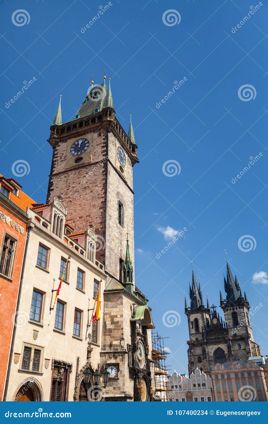 Altes Rathaus Prags am Sonnigen Tag Stockfoto - Bild von prag, quadrat ...