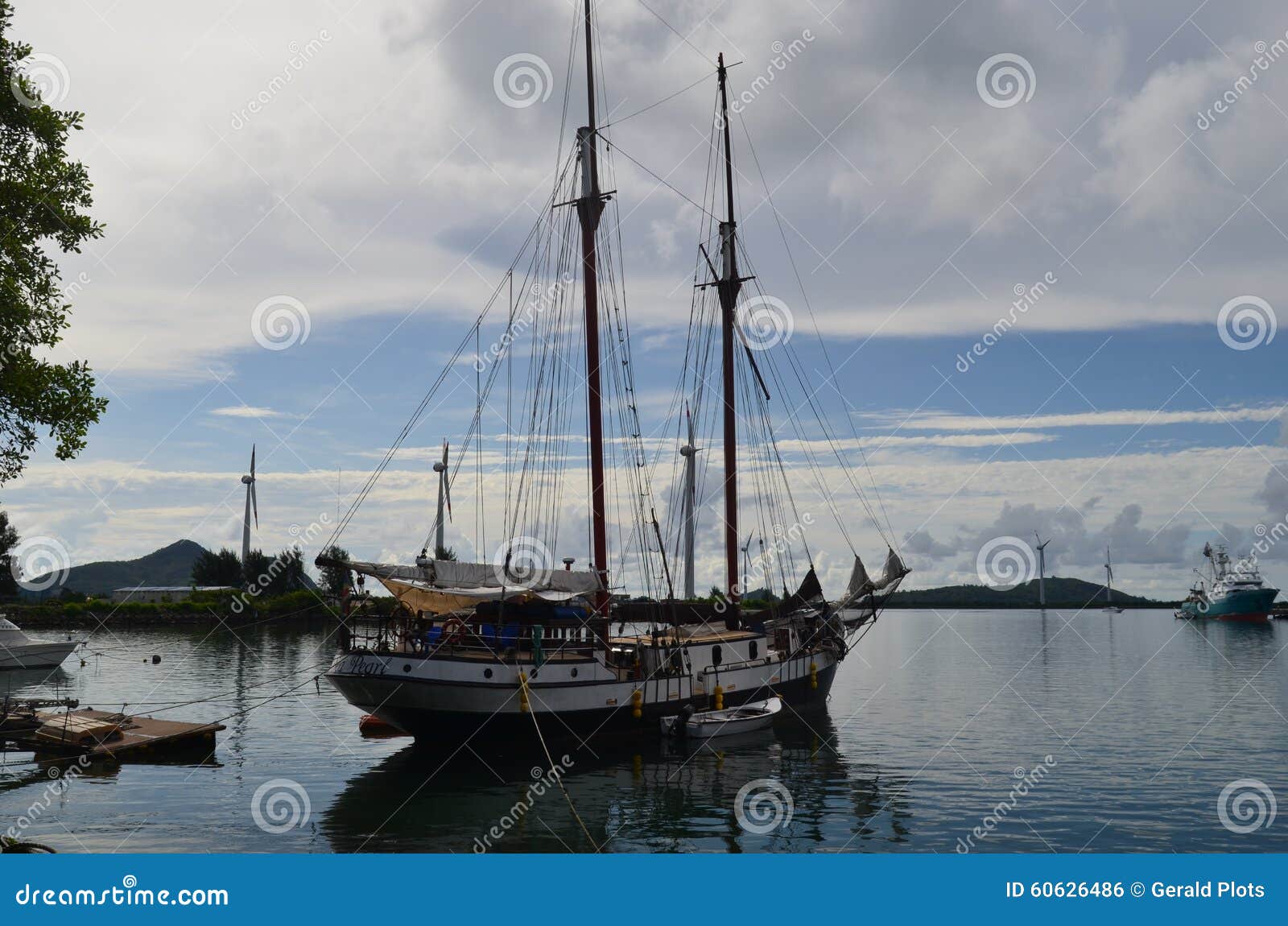 Altes Segel-Boot redaktionelles foto. Bild von seychellen - 60626486