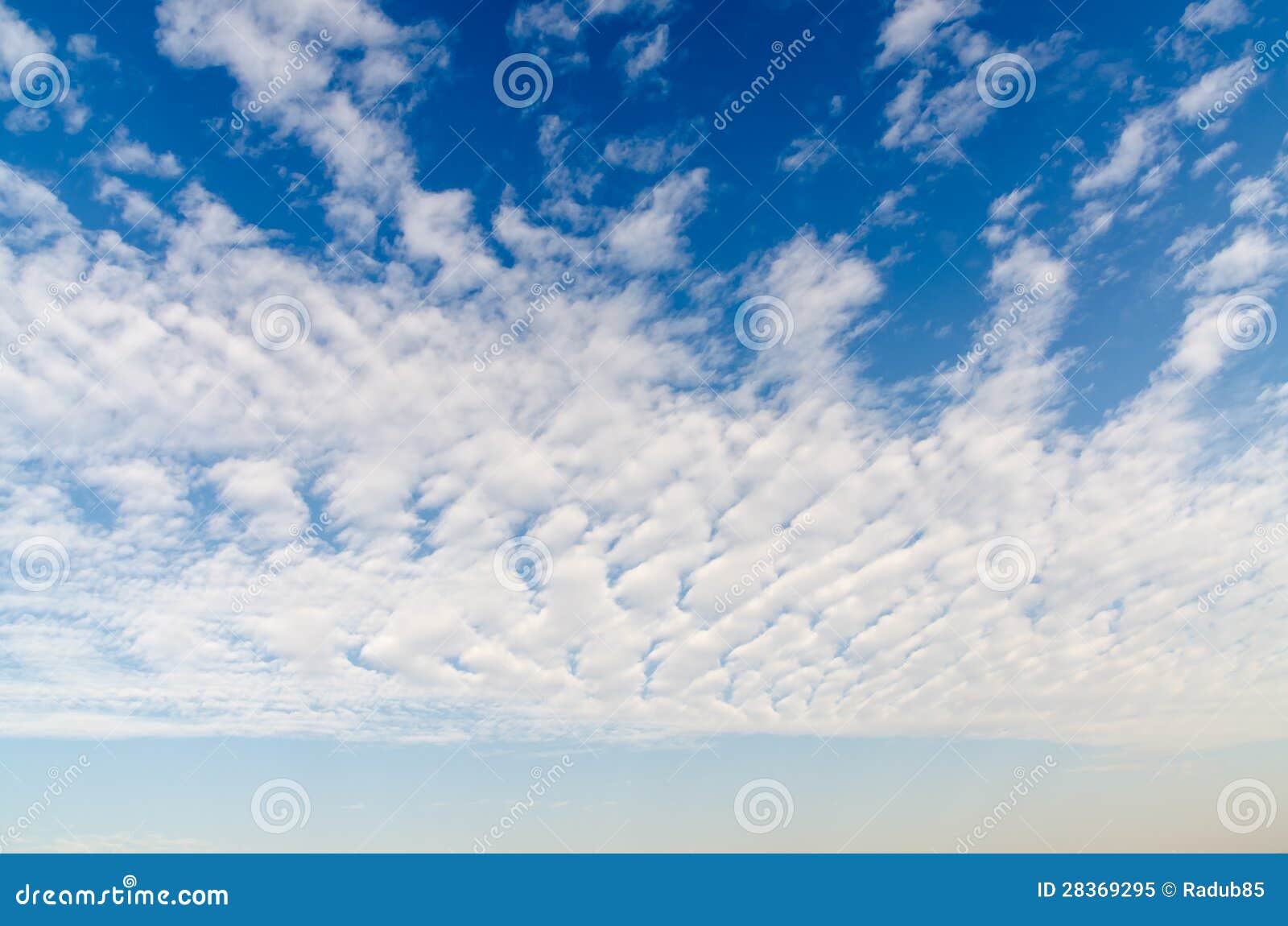 Altocumulus Clouds Stock Photos - Download 3,287 Royalty Free Photos