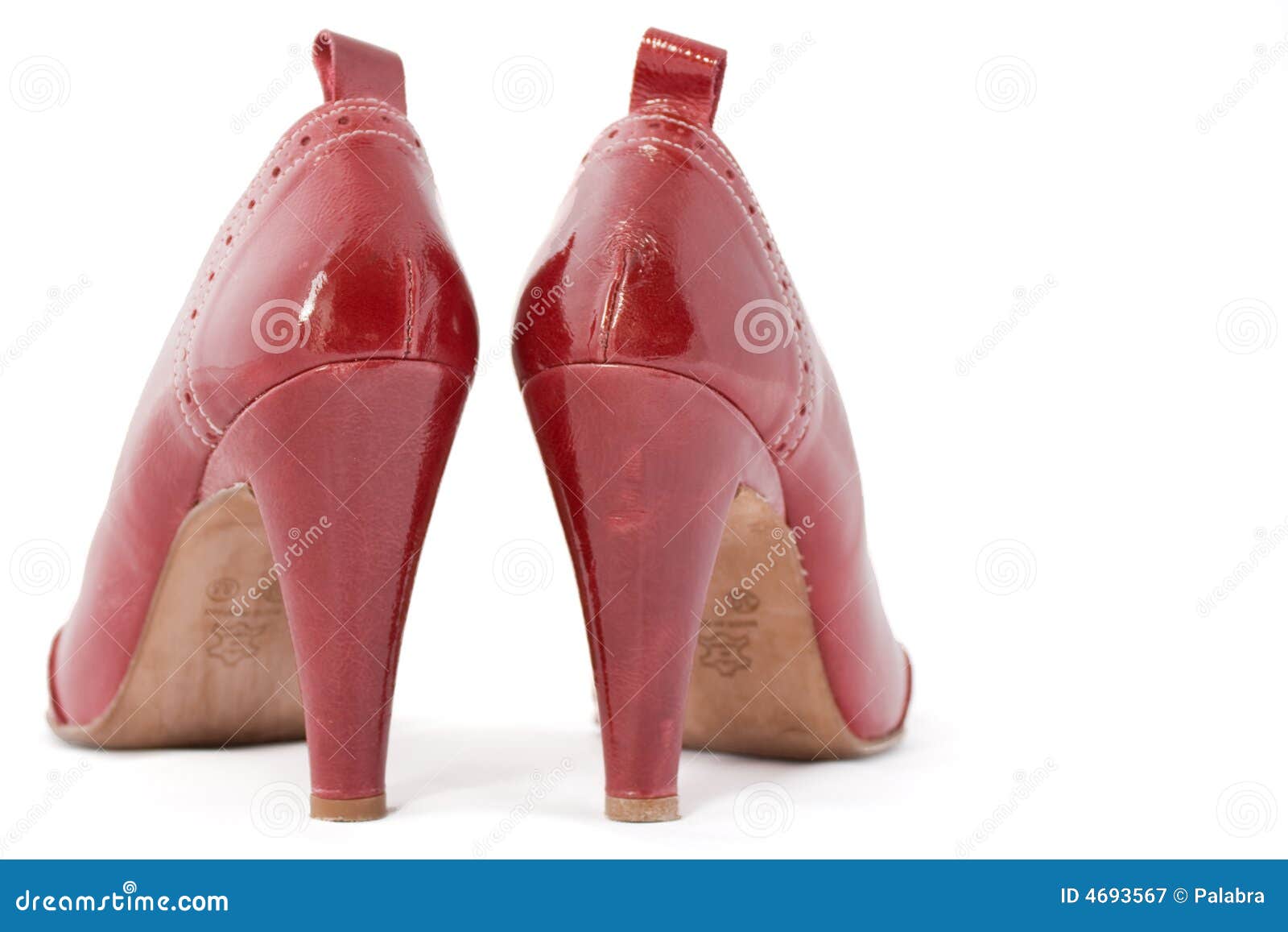 Altos talones rojos imagen de archivo. Imagen de ropa - 4693567