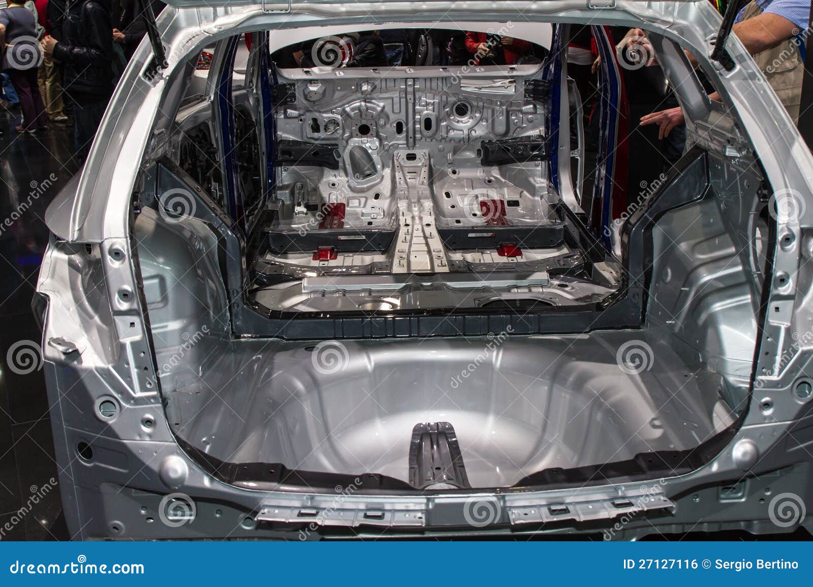 Aluminium chassis of car editorial photo. Image of jeep - 27127116