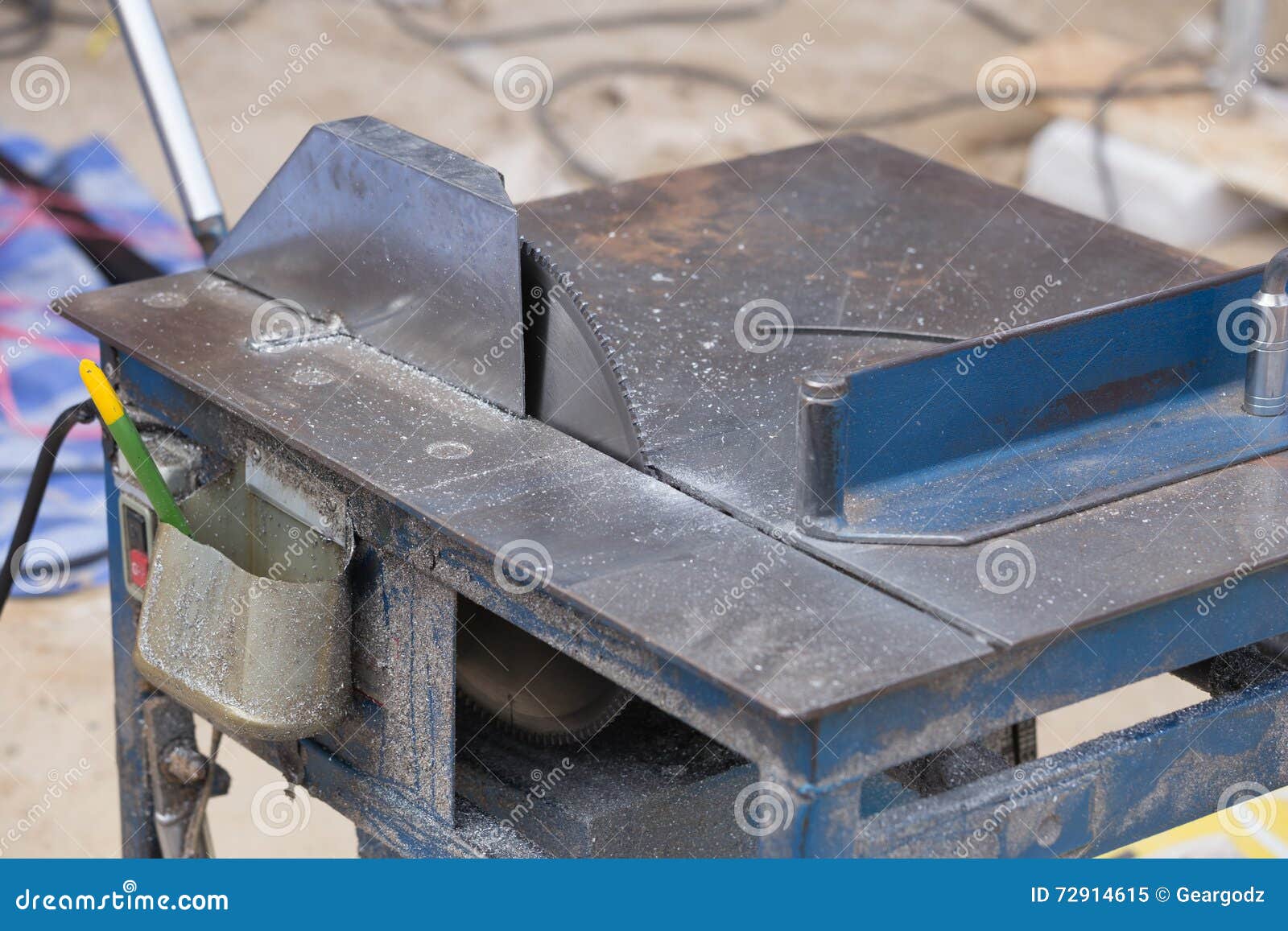 Aluminium Cutting Blade on Table Stock Image - Image of build, frame ...