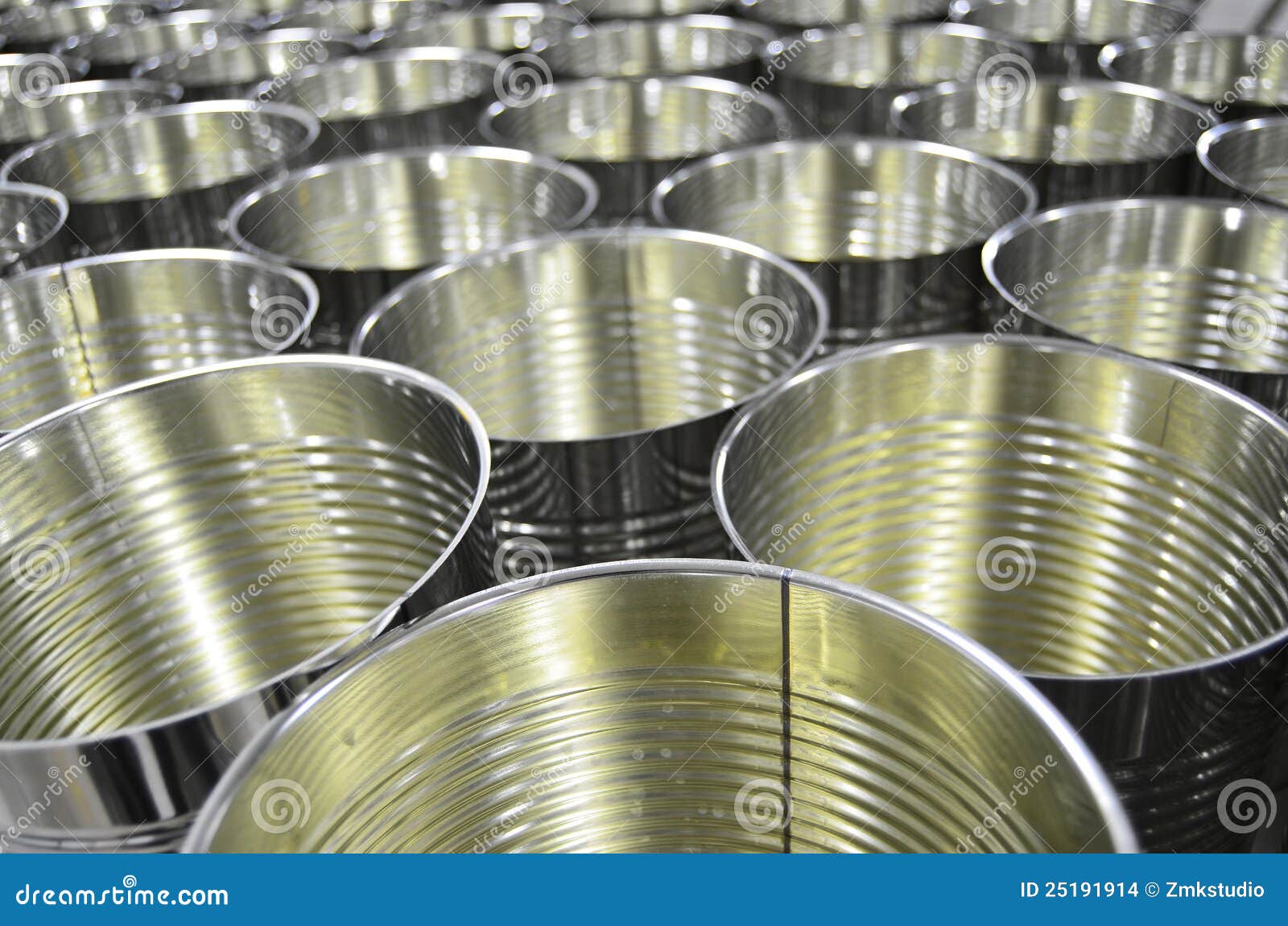Aluminum Cans in Factory Warehouse Stock Photo - Image of bowl ...