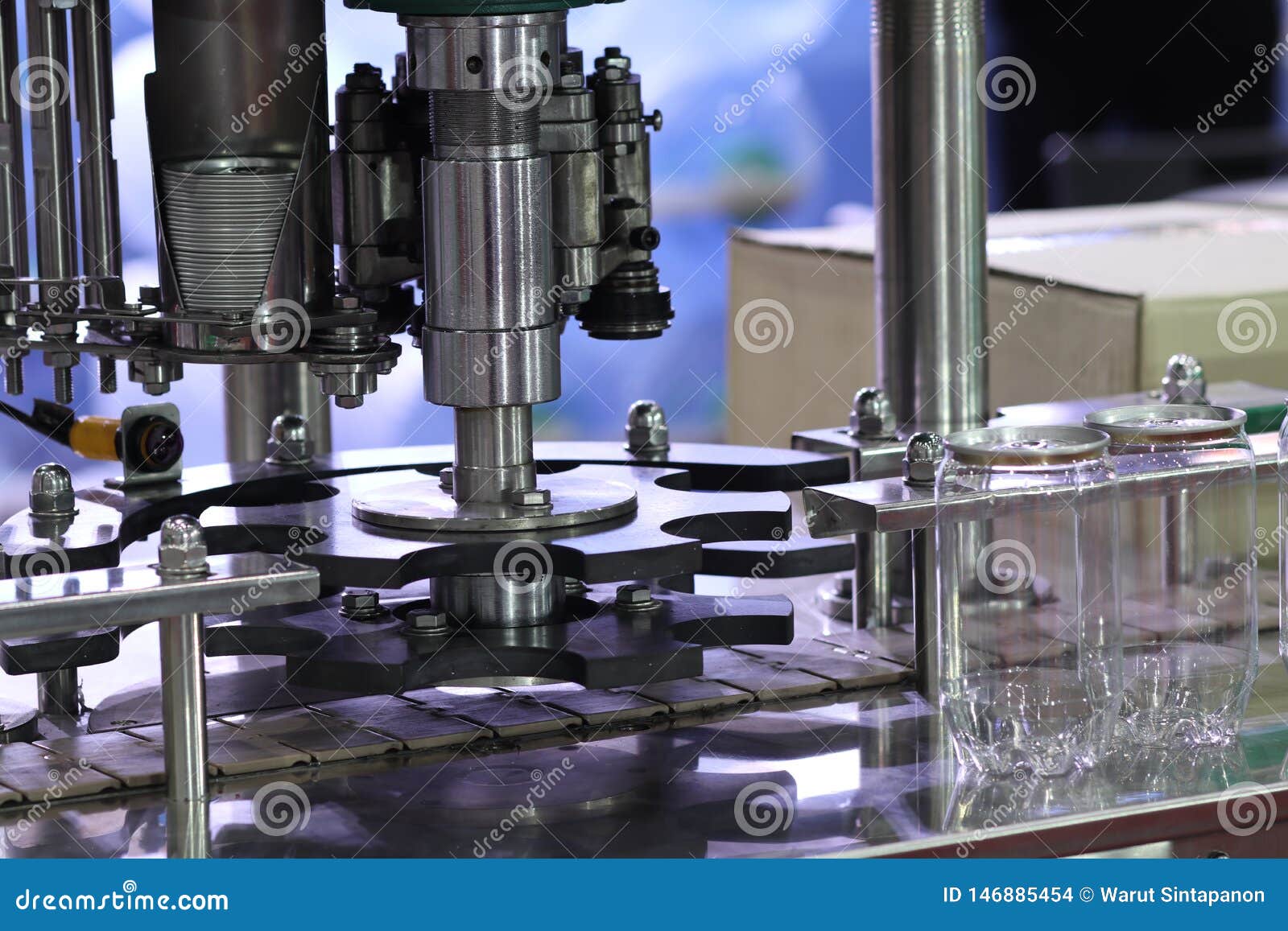 Aluminum Lid Packing Machine for Plastic Can Stock Photo - Image of ...