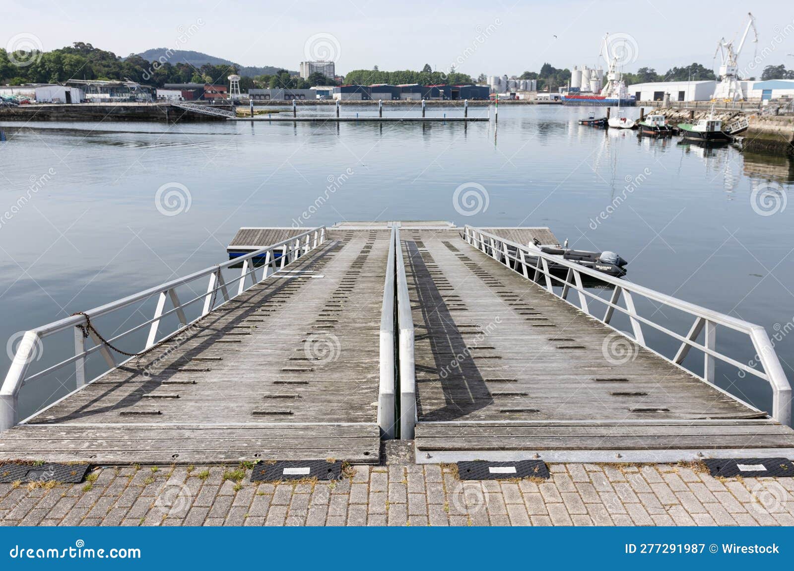 Aluminum and Wood Dock Ramp Stock Image - Image of nautical, aluminum ...