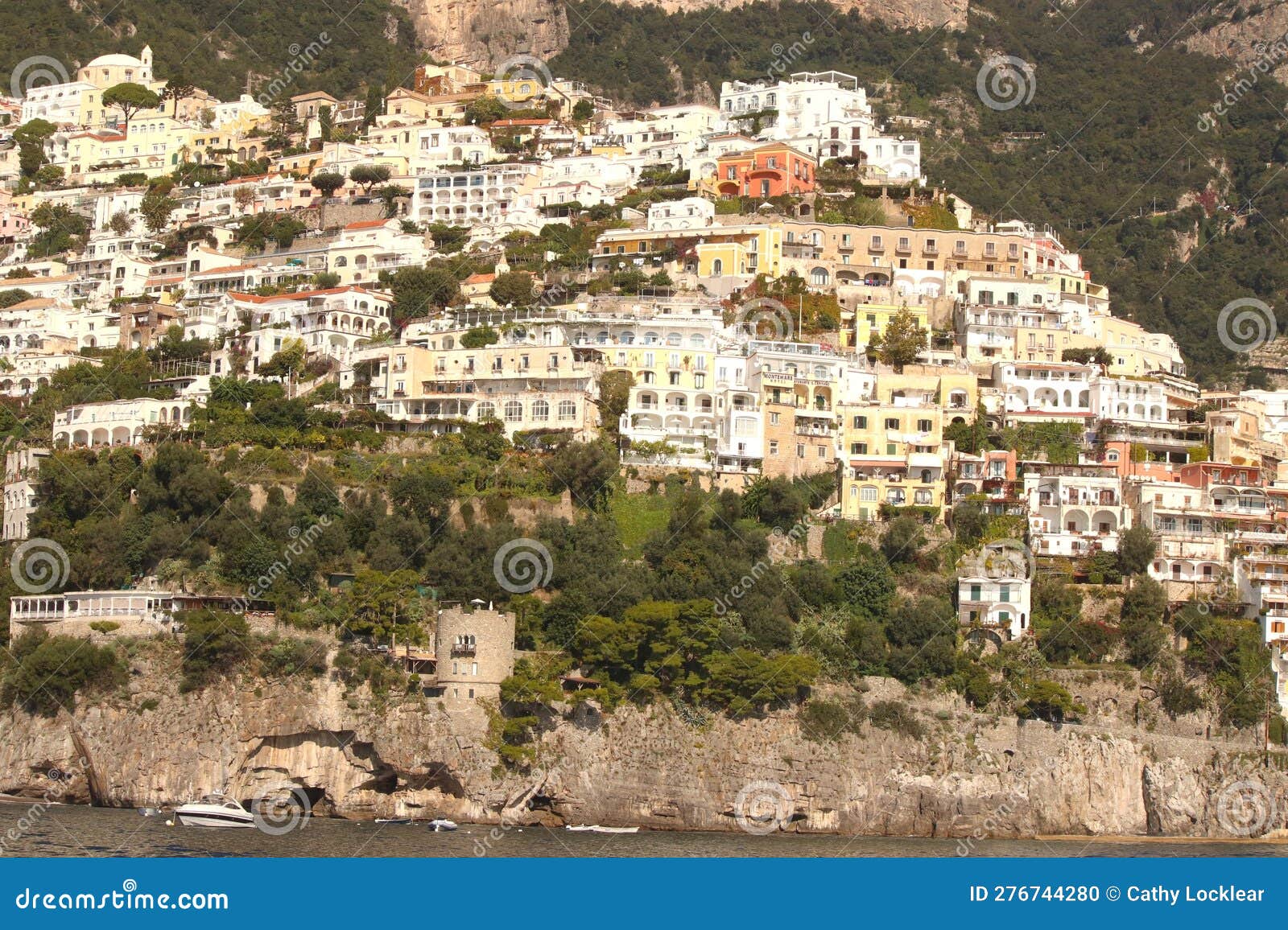 Colorful Home Built into the Cliffs of the Amalfi Coast in Positano ...