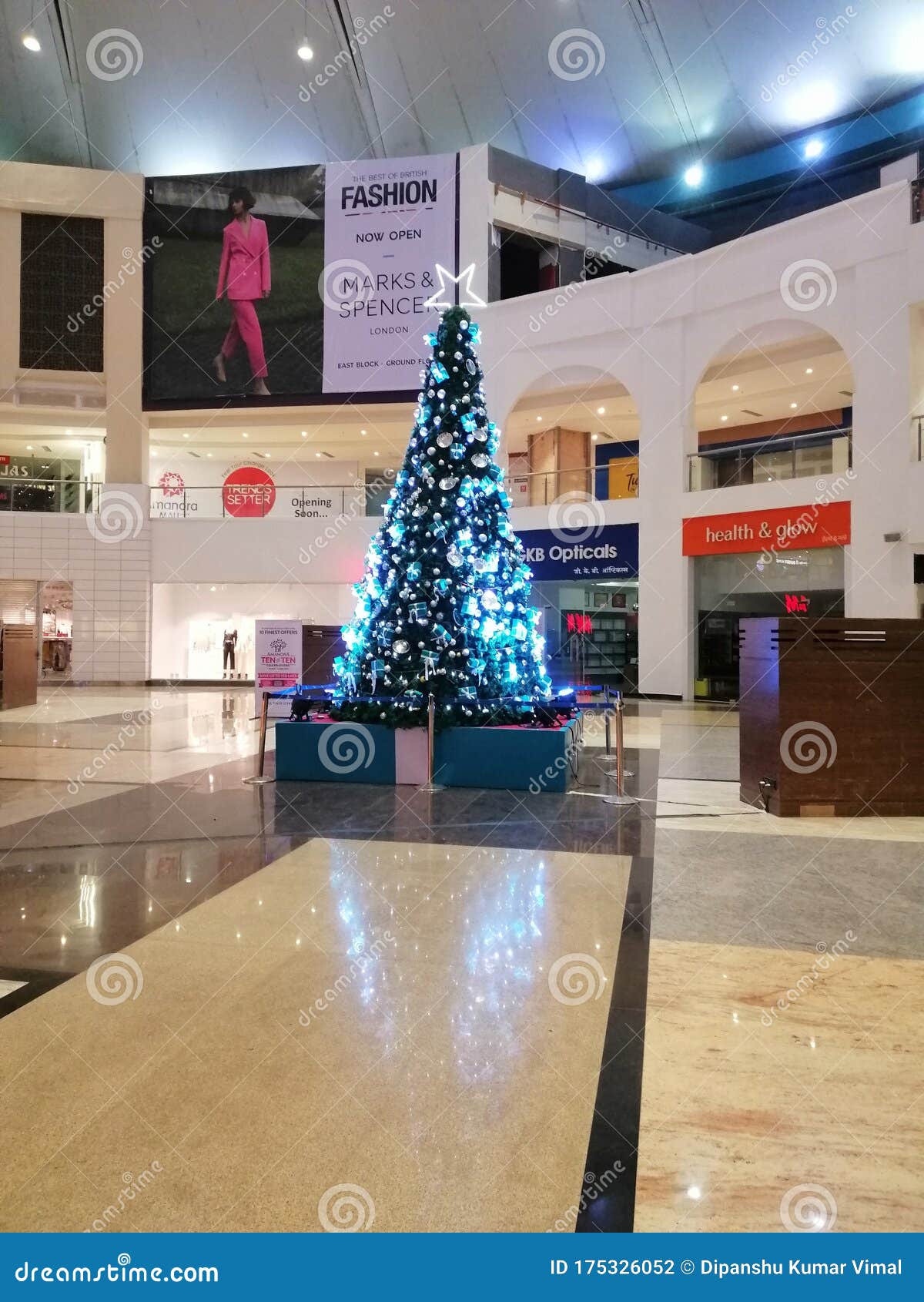 Amanora Mall Pune City India Editorial Photography - Image of orangesky ...