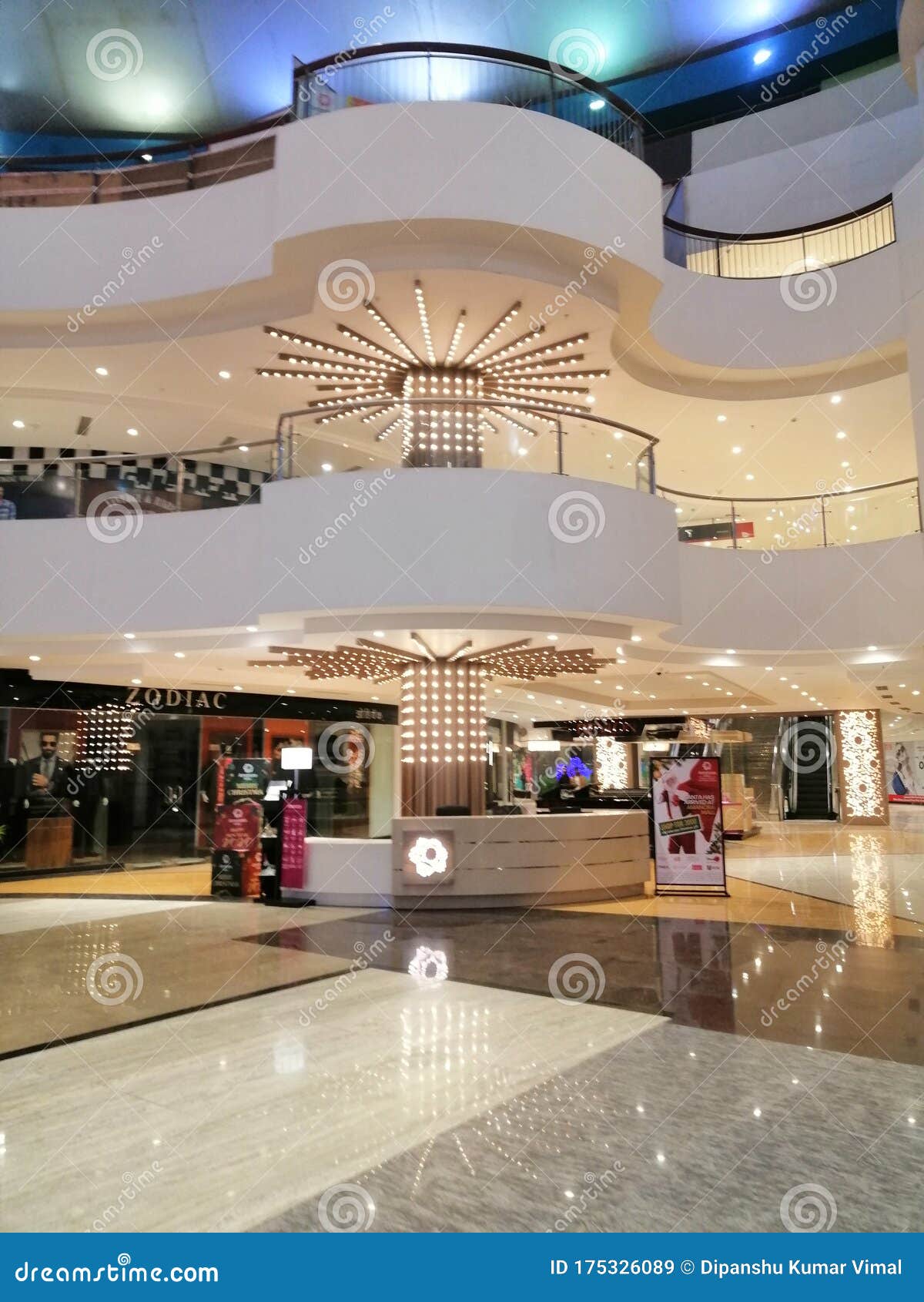 Amanora Mall Pune City India Editorial Stock Image - Image of sunset ...