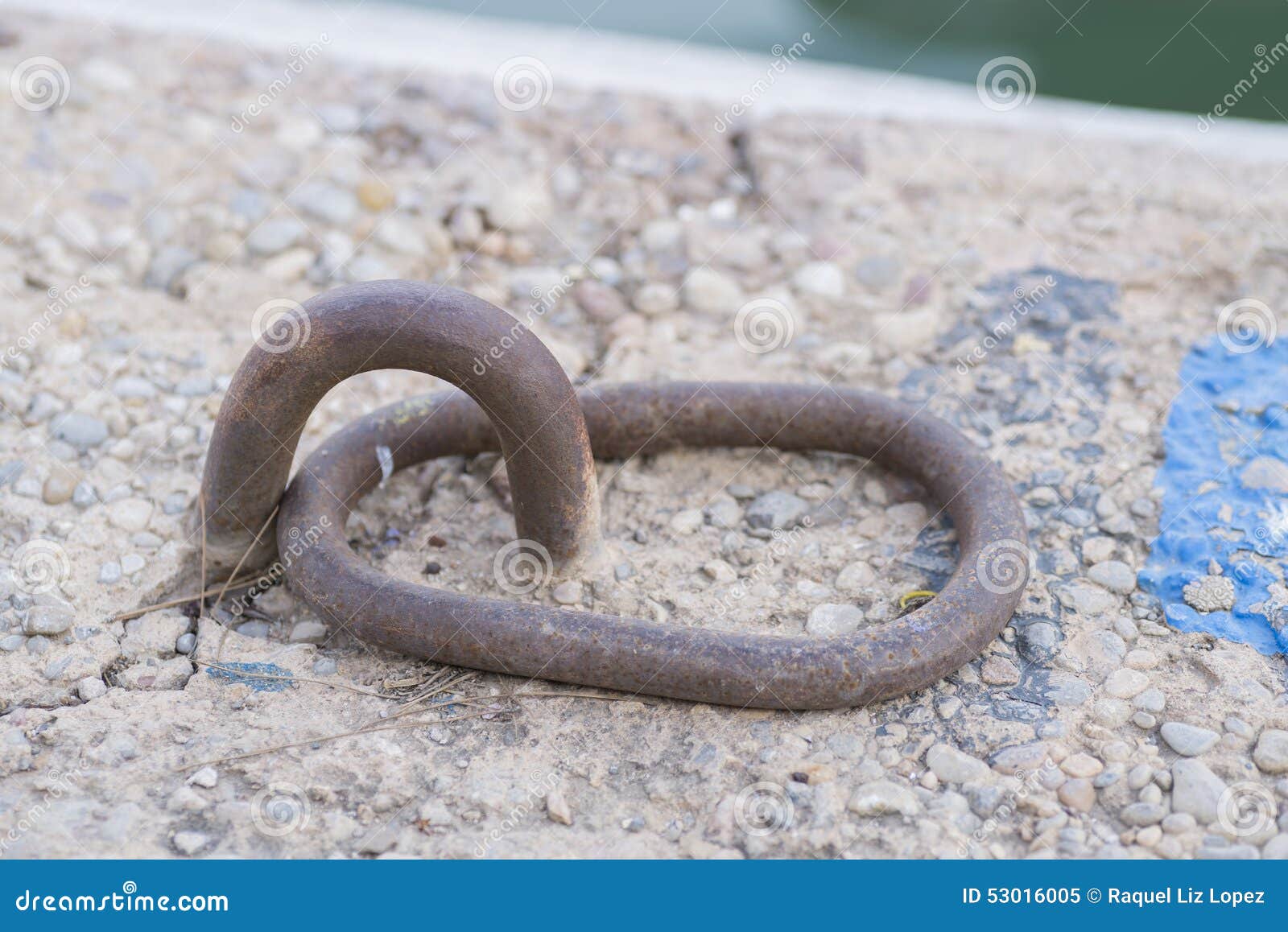 Amarrado imagem de stock. Imagem de estar, pedra, amarrado - 53016005