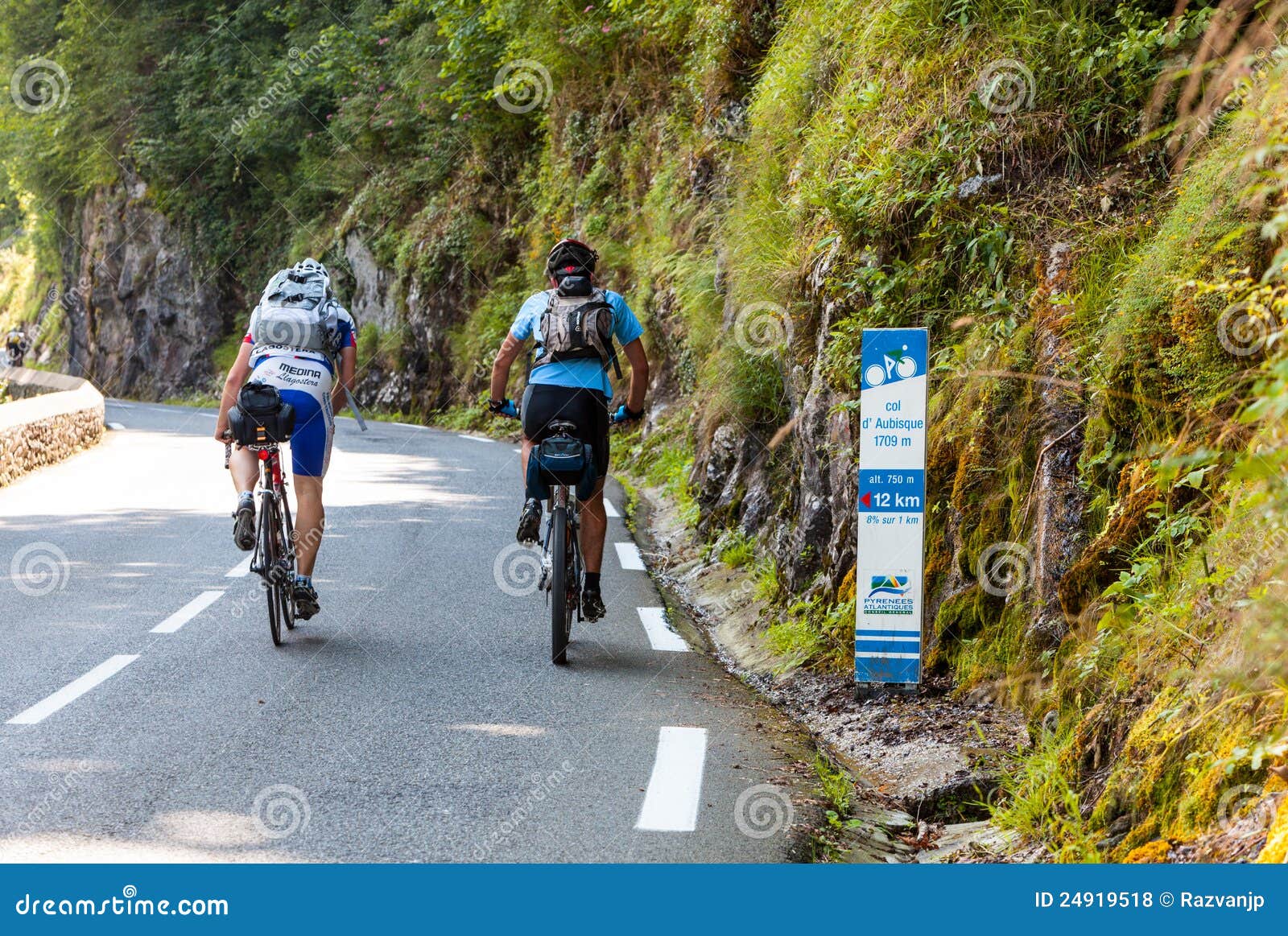Amateur Cyclists Climbing Col D Aubisque Editorial Stock Photo - Image ...