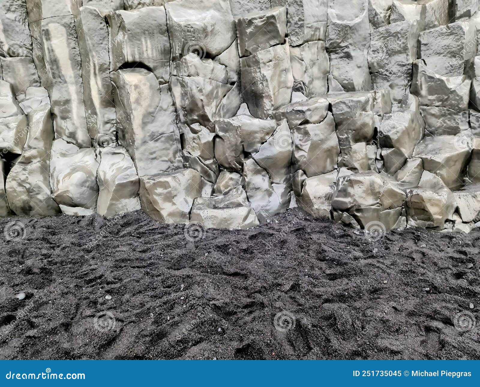 Amazing Basalt Rock Structures at Endless Black Beach of Iceland Stock ...