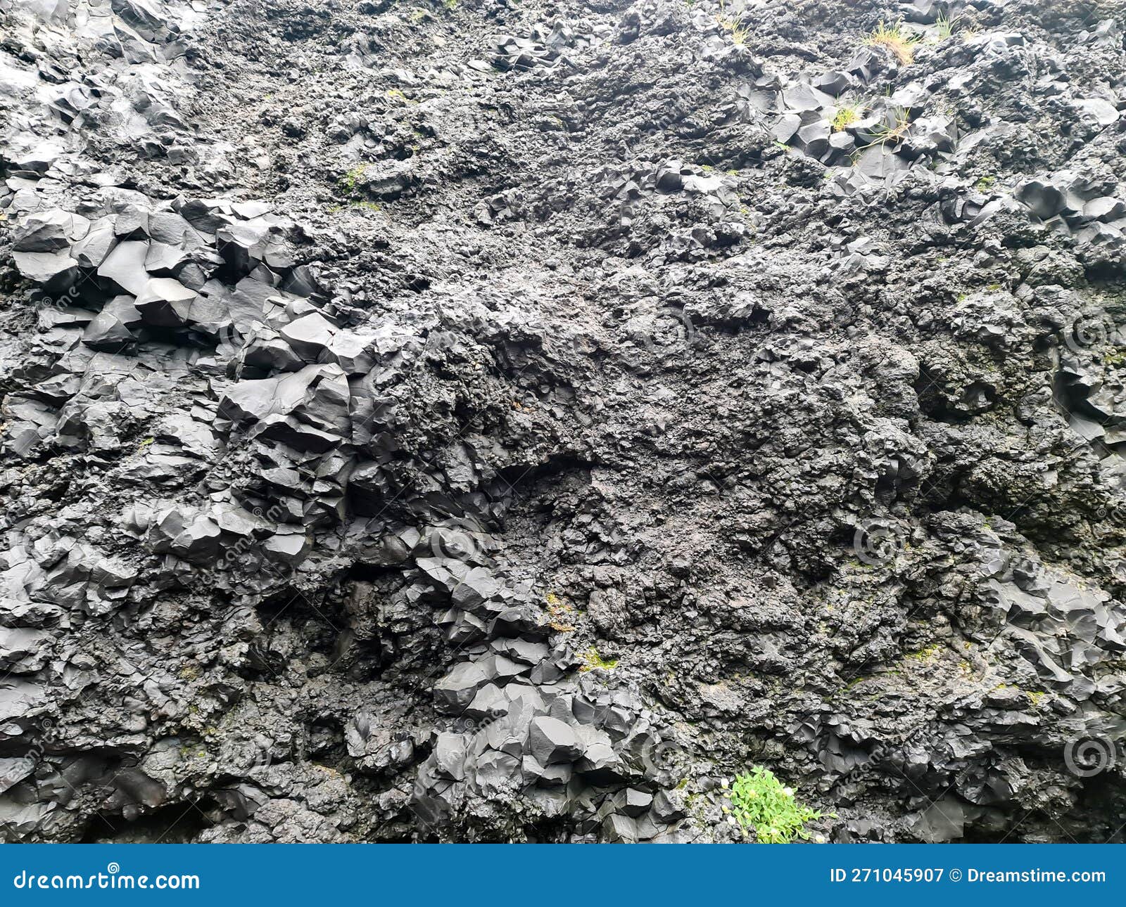 Amazing Basalt Rock Structures at Endless Black Beach of Iceland Stock ...