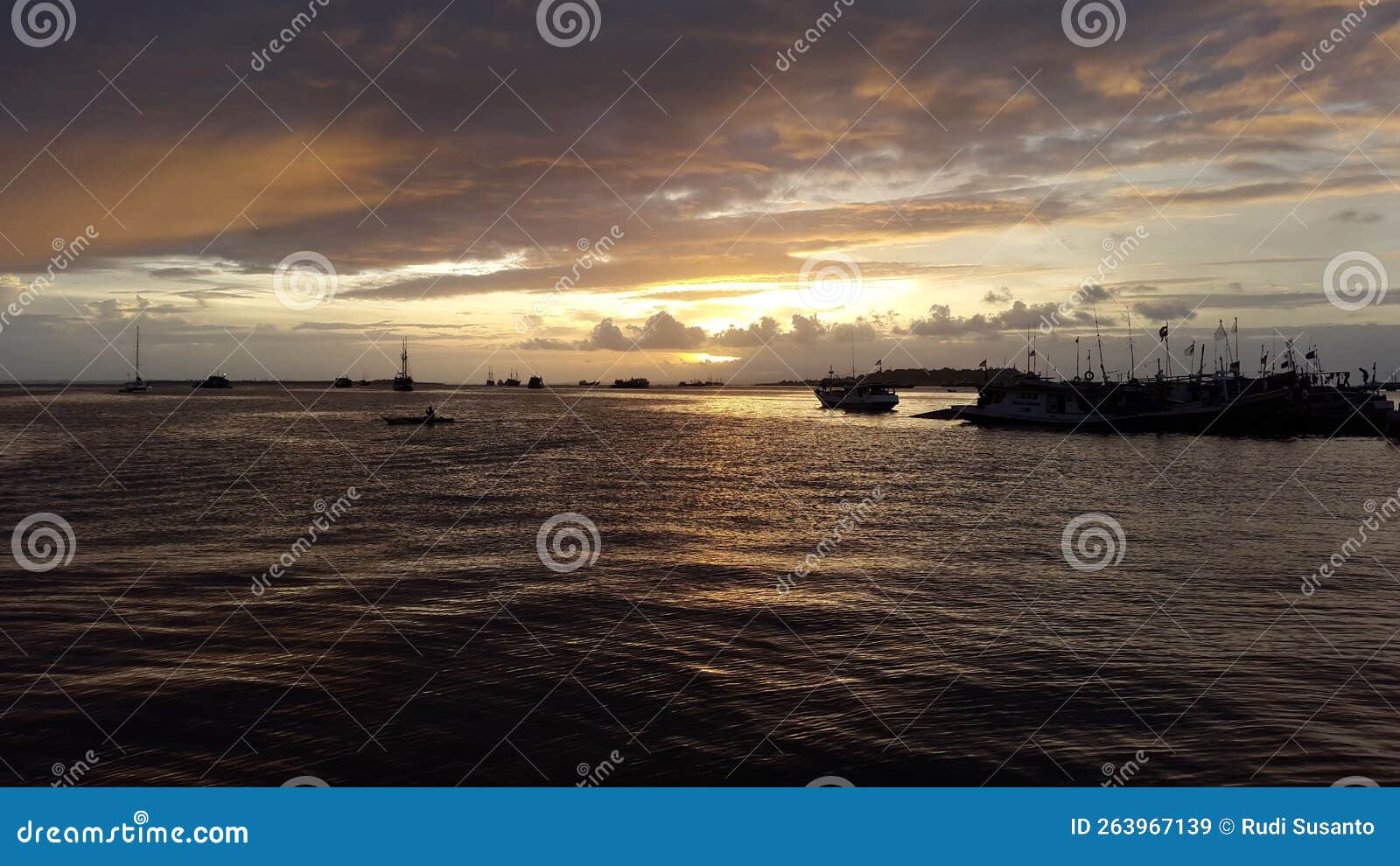 Amazing beach sunrise stock image. Image of ocean, cloud - 263967139