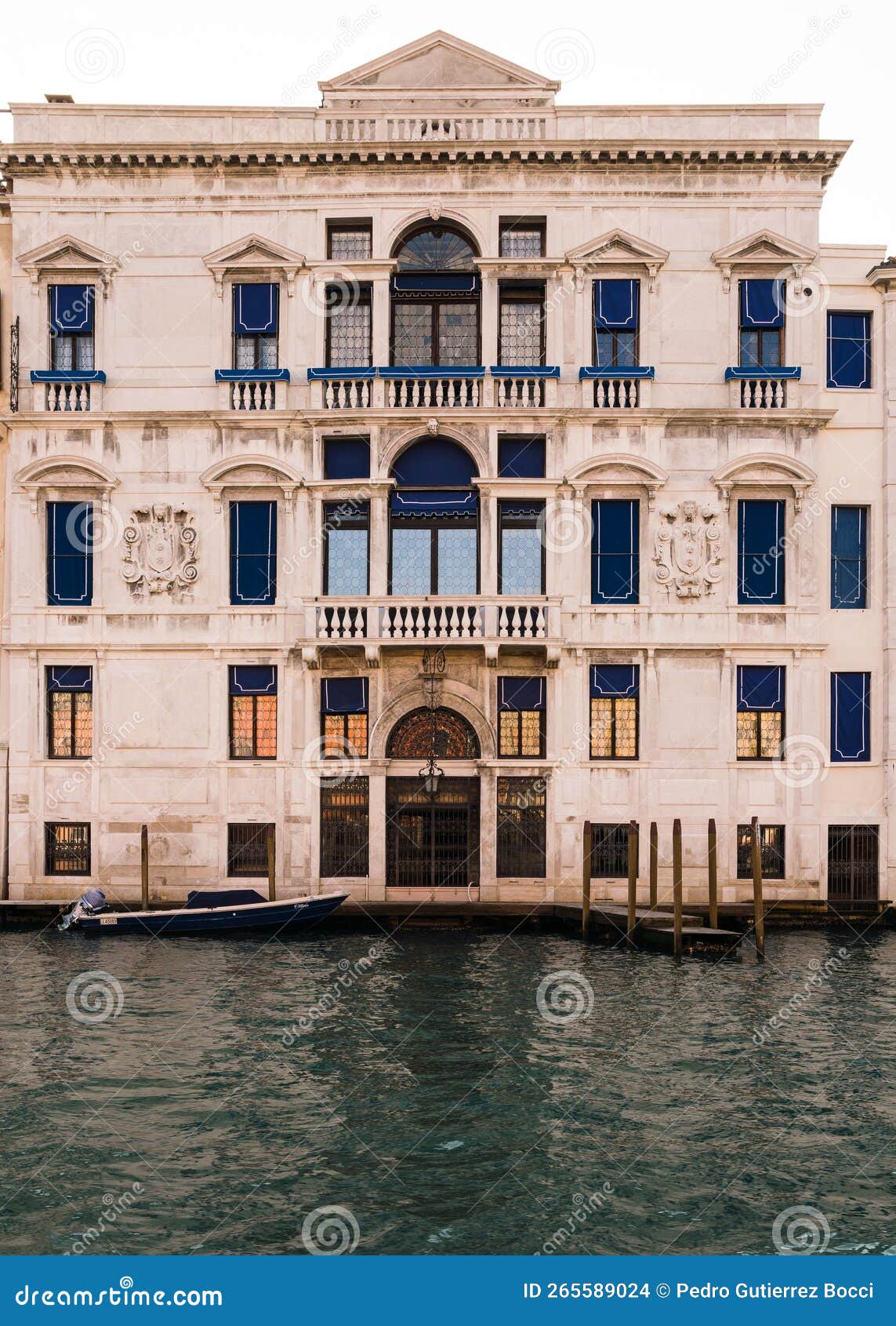 Amazing Building Facade with Gold in Venice, Italy Stock Photo - Image ...