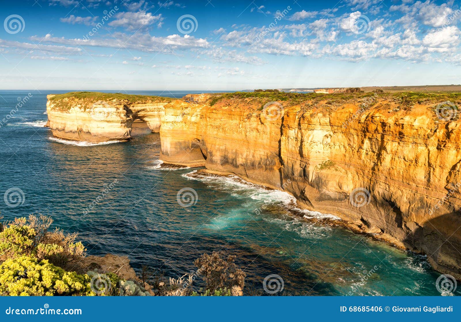Amazing Cliffs of Great Ocean Road in Victoria - Australia Stock Photo ...