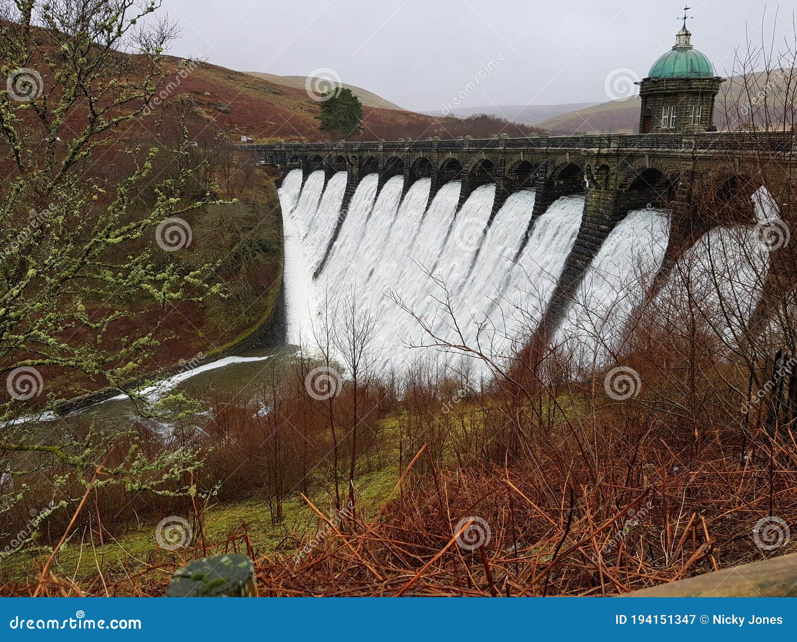 Amazing Dam Flowing Well Wales Stock Image - Image of wales, flowing ...
