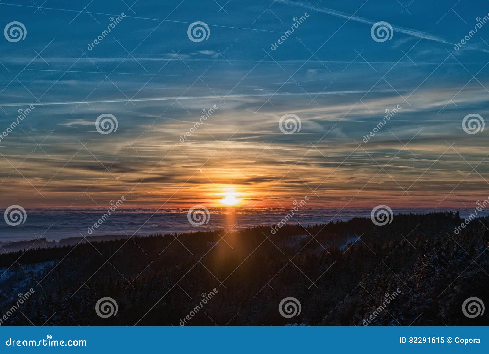 Amazing Evening with Sunset in Eagle Mountains. Beautiful Sunset within ...