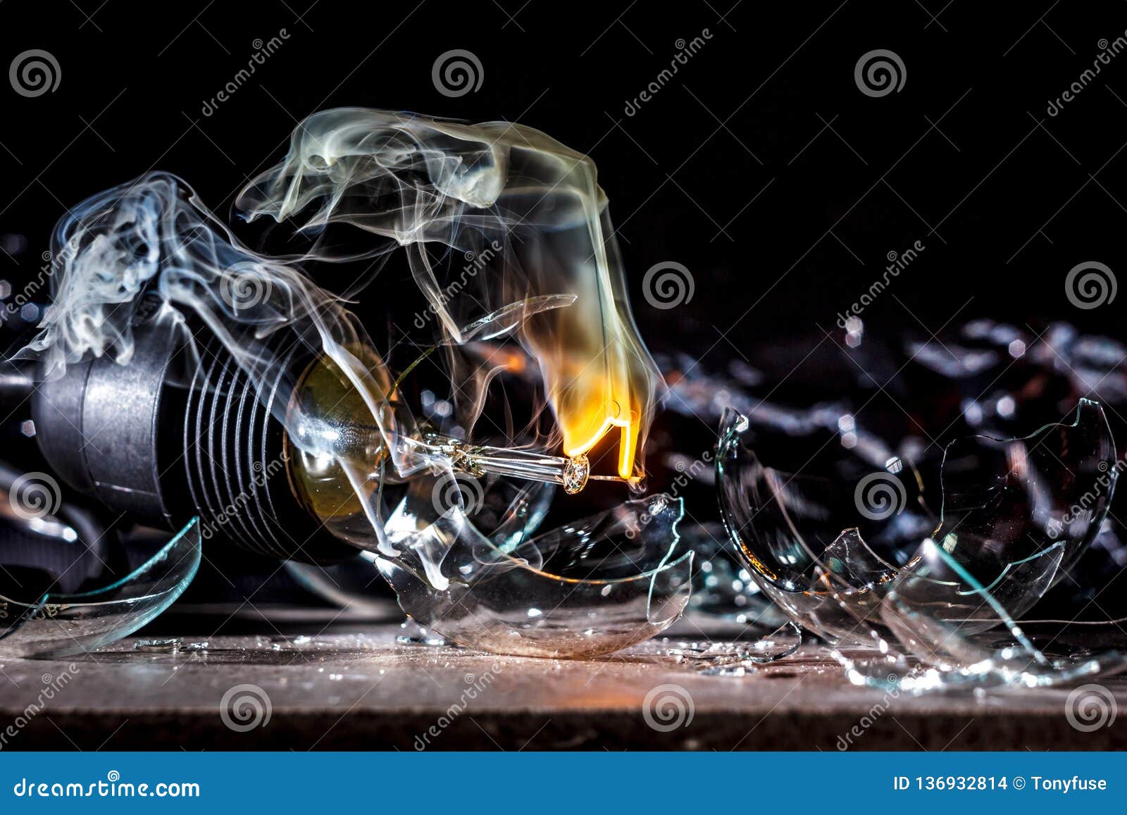 Amazing Explosion of a Burning Light Bulb with Splinters and Smoke ...