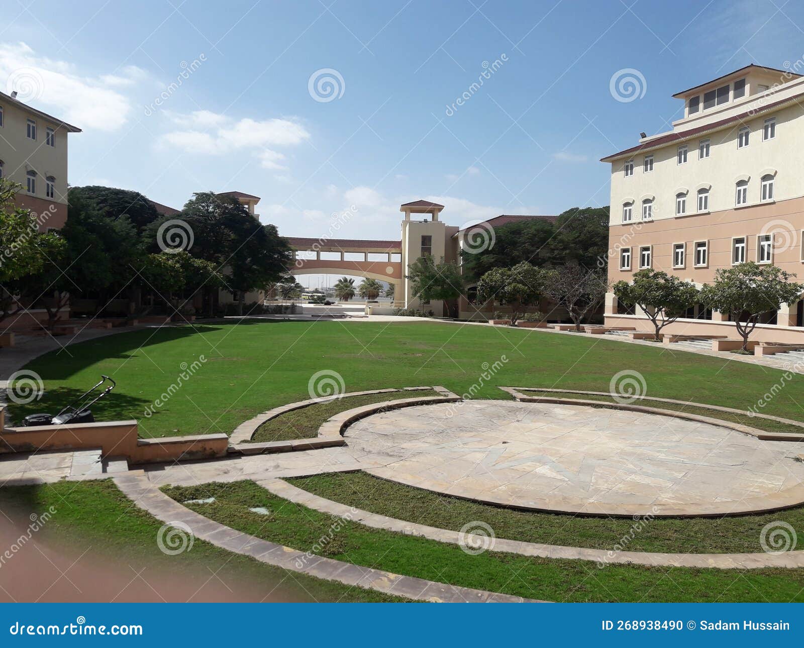 Amazing Garden University Garden Greenery Stock Photo - Image of godan ...