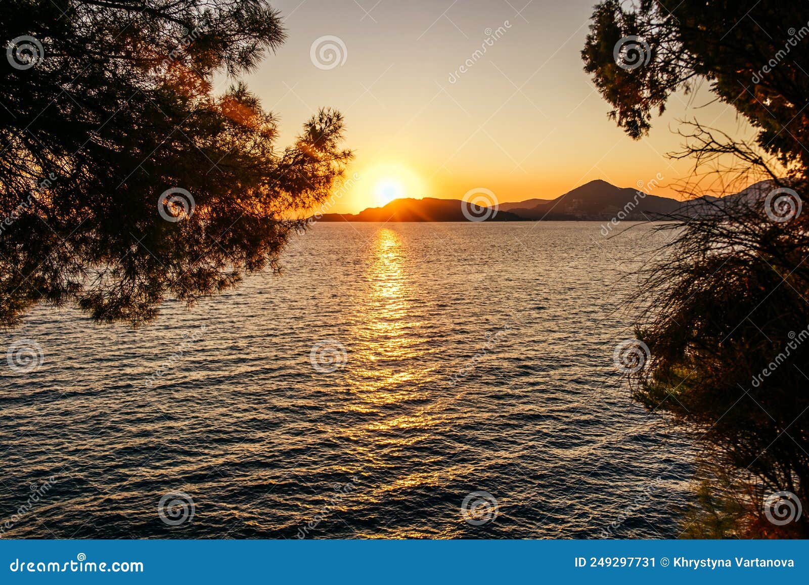 Amazing and Quiet Sunset on the Beach Stock Image - Image of boat ...