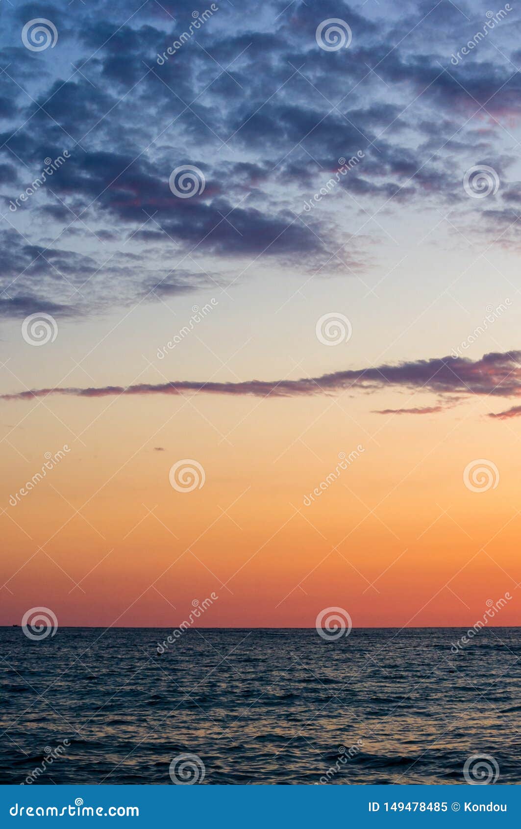 Amazing Sea Sunset, the Sun, Waves, Clouds Stock Image - Image of ...