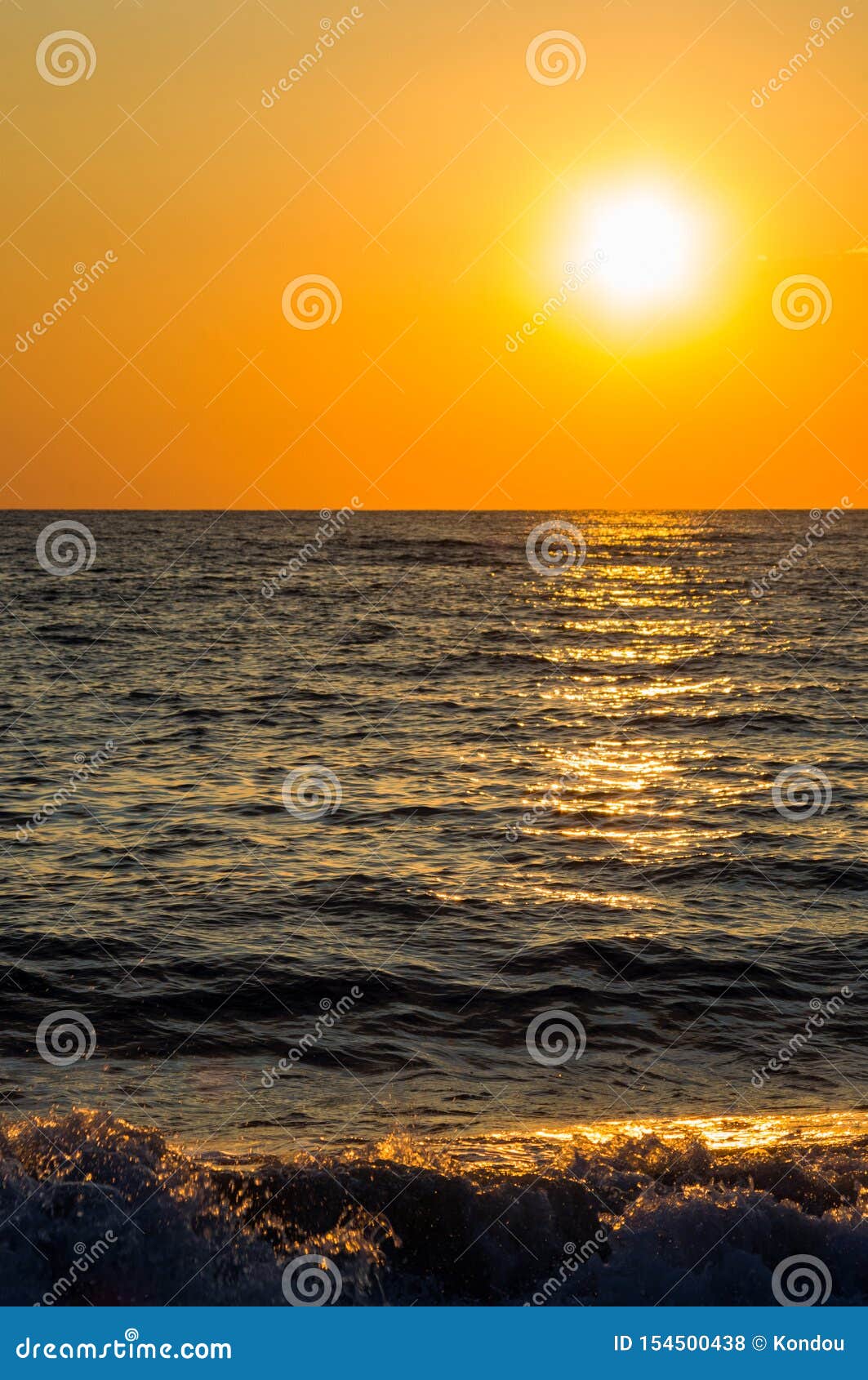 Amazing Sea Sunset, the Sun, Waves, Clouds Stock Photo - Image of coast ...