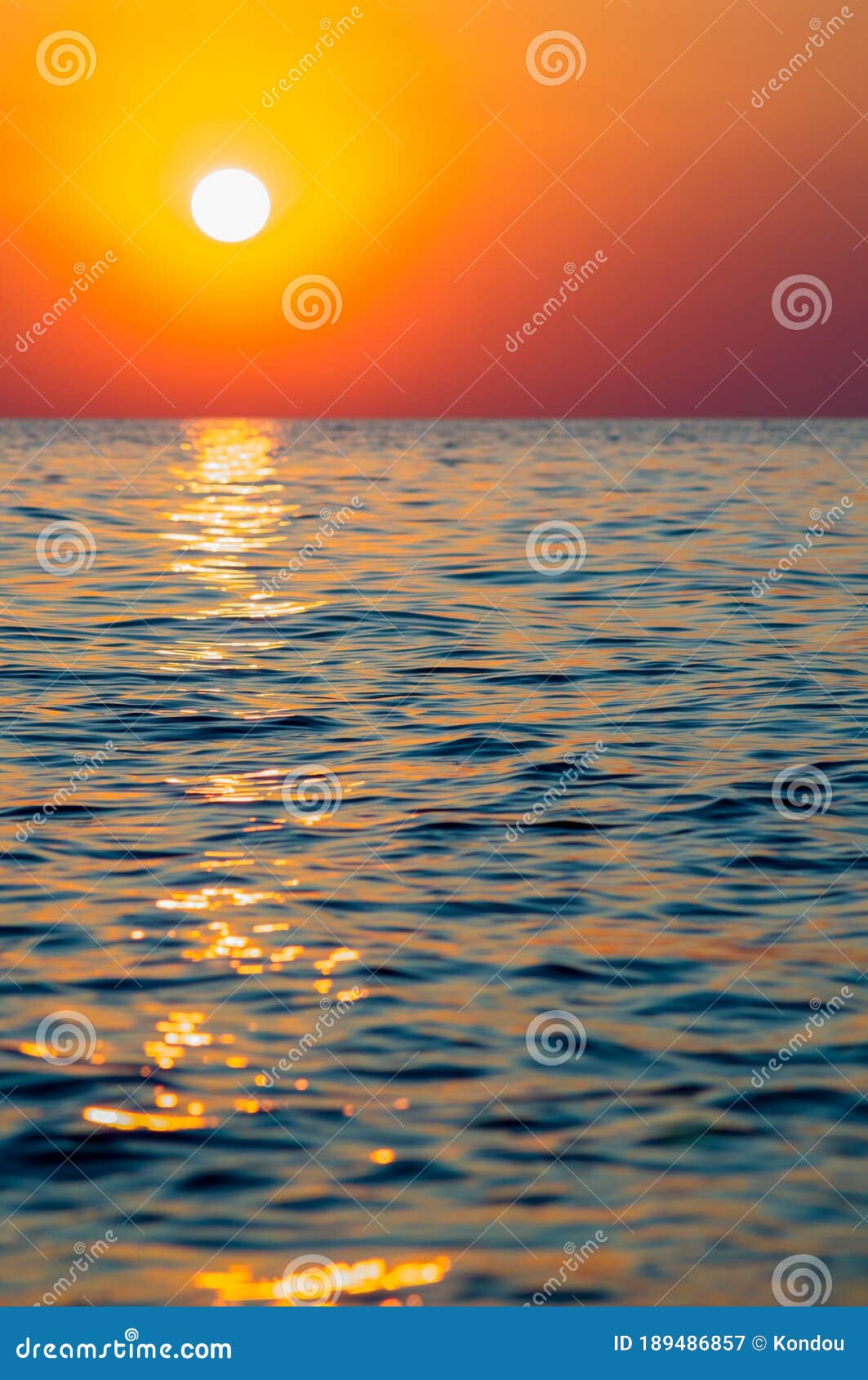 Amazing Sea Sunset, the Sun, Waves, Clouds Stock Image - Image of ...