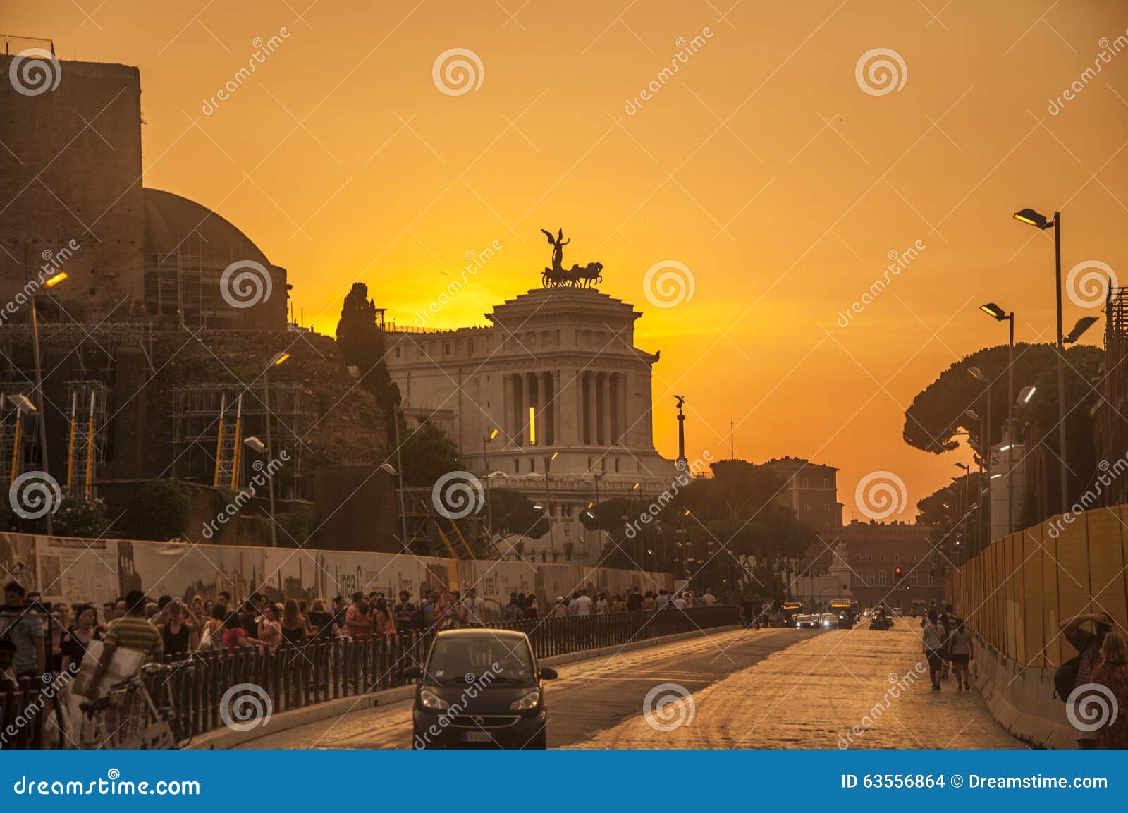 Amazing sunset in Rome editorial stock image. Image of travelers - 63556864