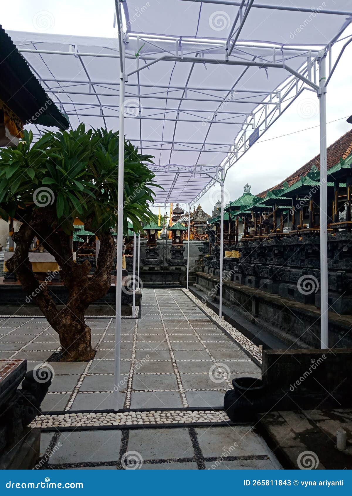 Amazing temple in bali stock image. Image of city, temple - 265811843