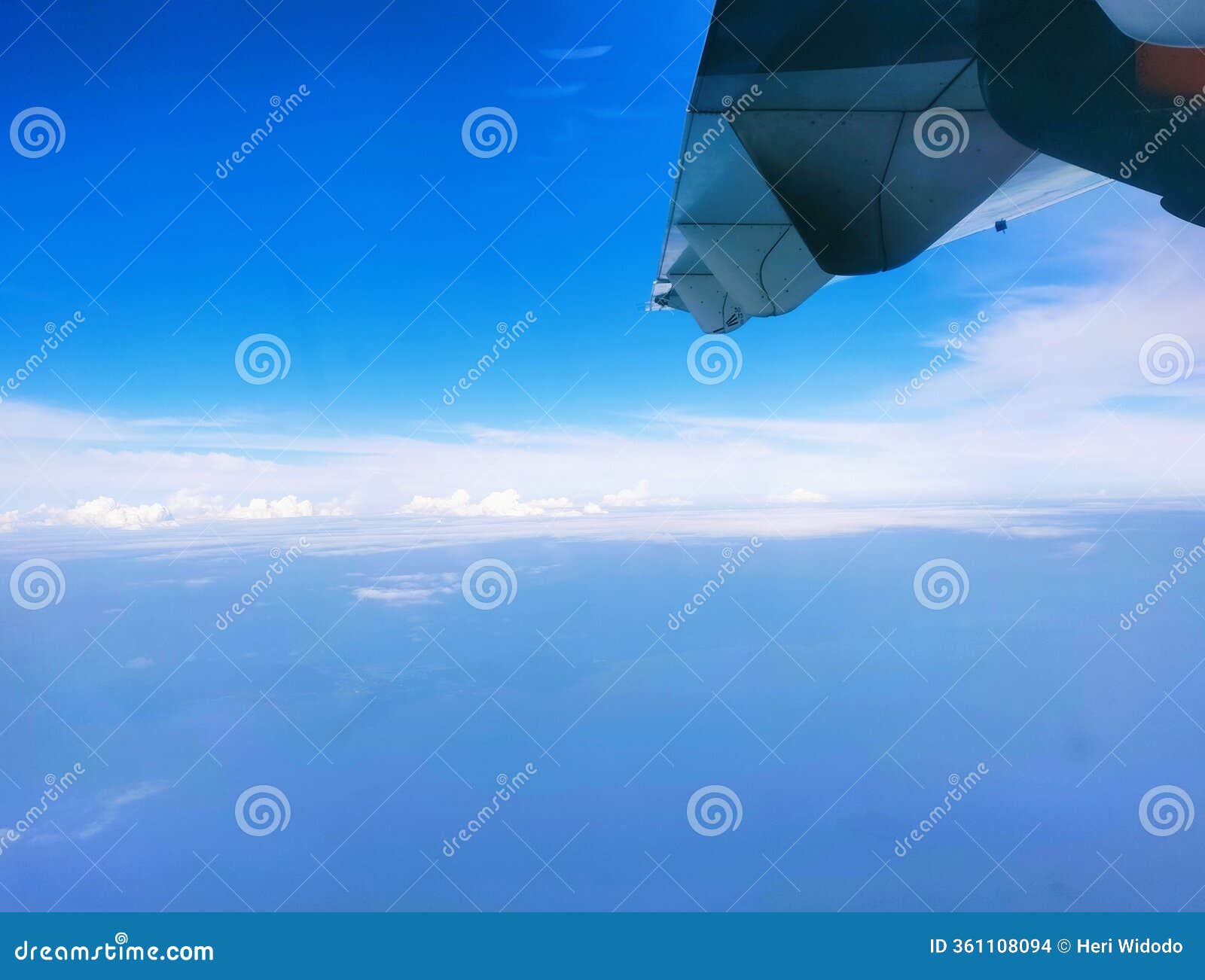 Amazing View of Blue Sky and Blue Ocean Seen from Airplane Window Stock ...