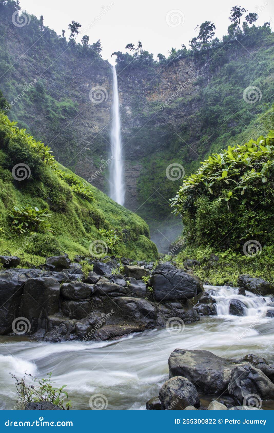Amazing Waterfall in Paksong Champasak Laos Tad Yoy Stock Photo - Image ...
