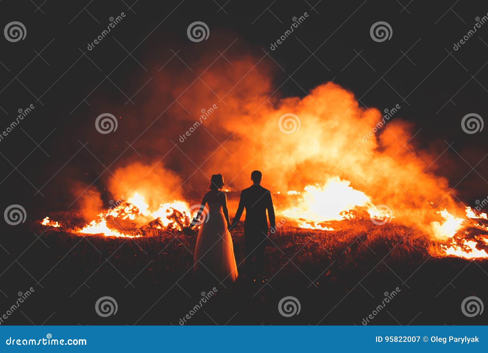 Amazing Wedding Couple Near the Fire at Night Stock Image - Image of ...