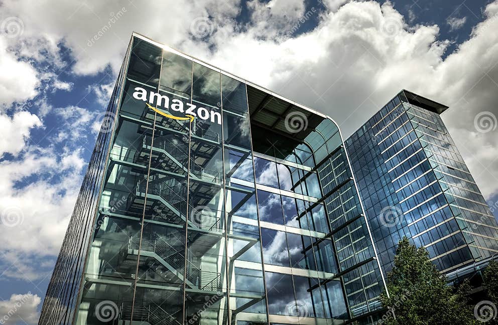 Amazon Headquarters Building Editorial Photo - Image of office, amazon ...