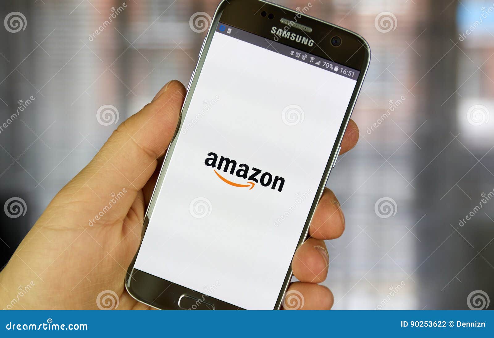 Amazon mobile application editorial photography. Image of electronic ...