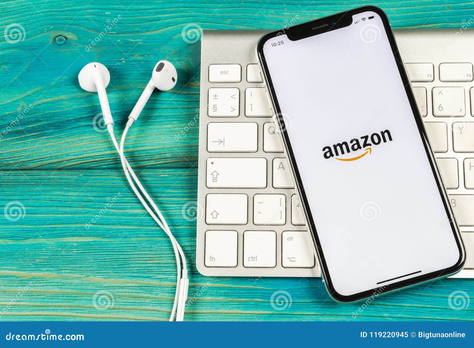 Amazon Shopping Application Icon on Apple IPhone X Screen Close-up ...