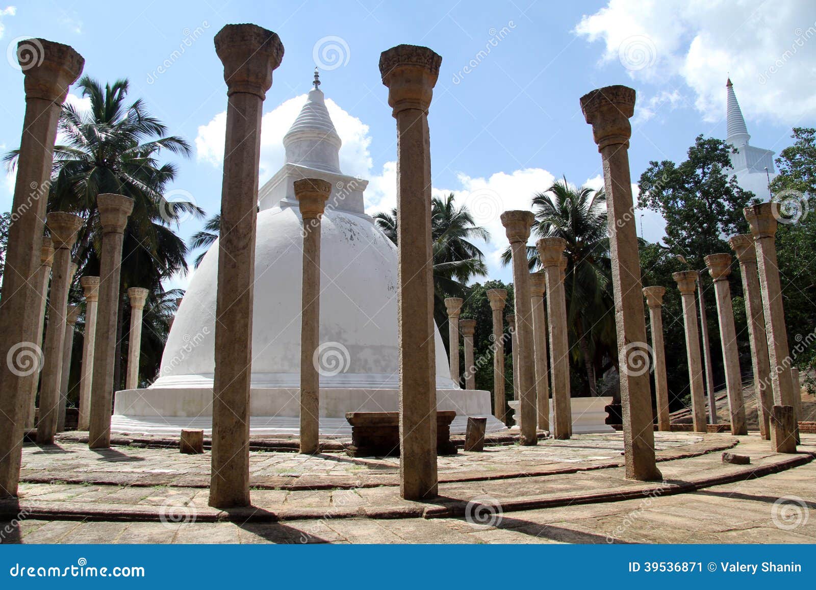Ambasthala dagaba stock image. Image of majestic, stupa - 39536871