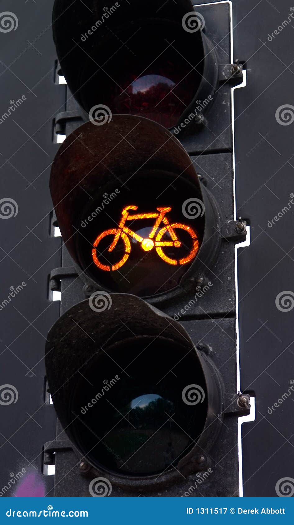 Amber bicycle light stock image. Image of pedal, stop - 1311517