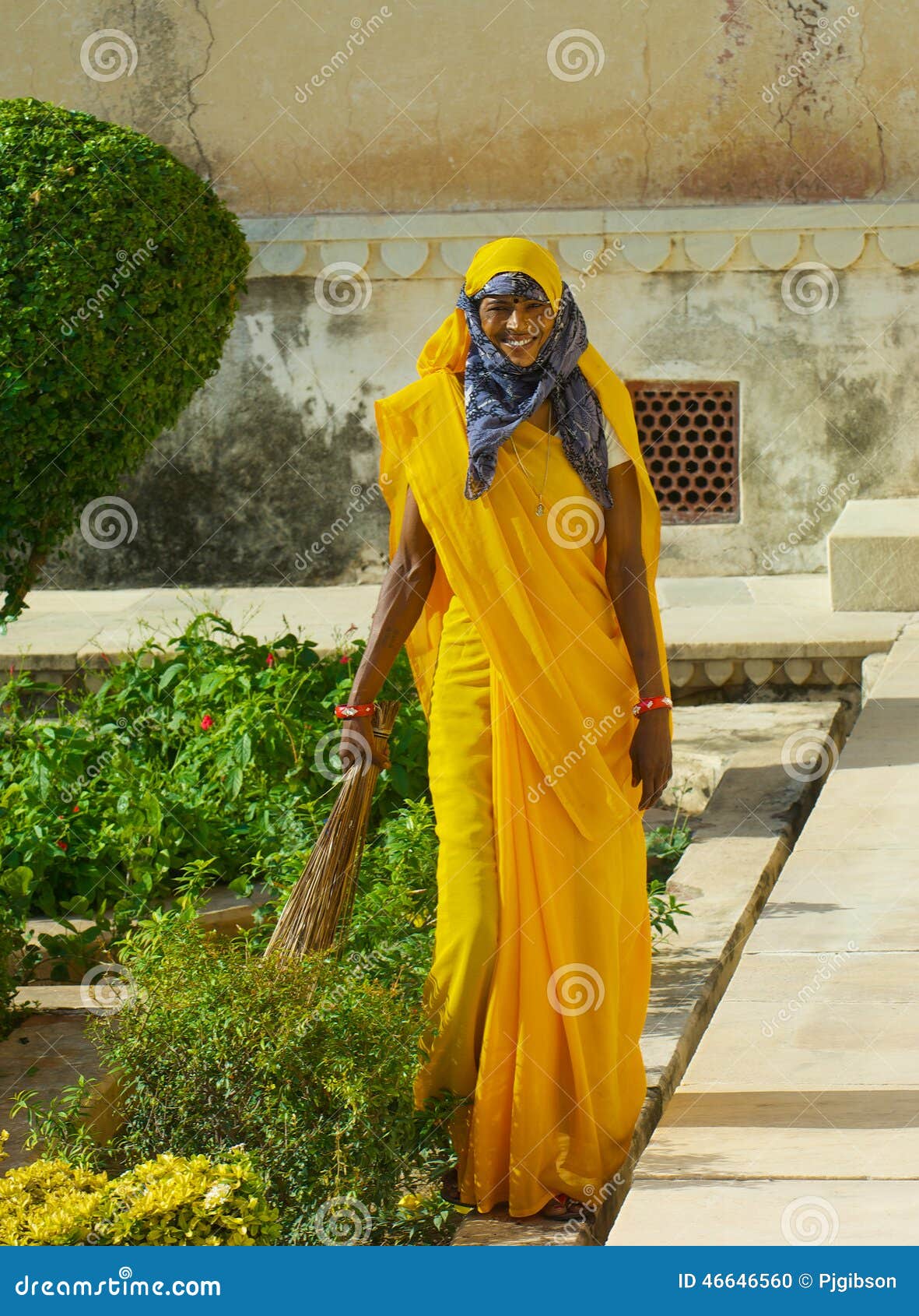 Amber Fort Cleaner editorial image. Image of tourist - 46646560