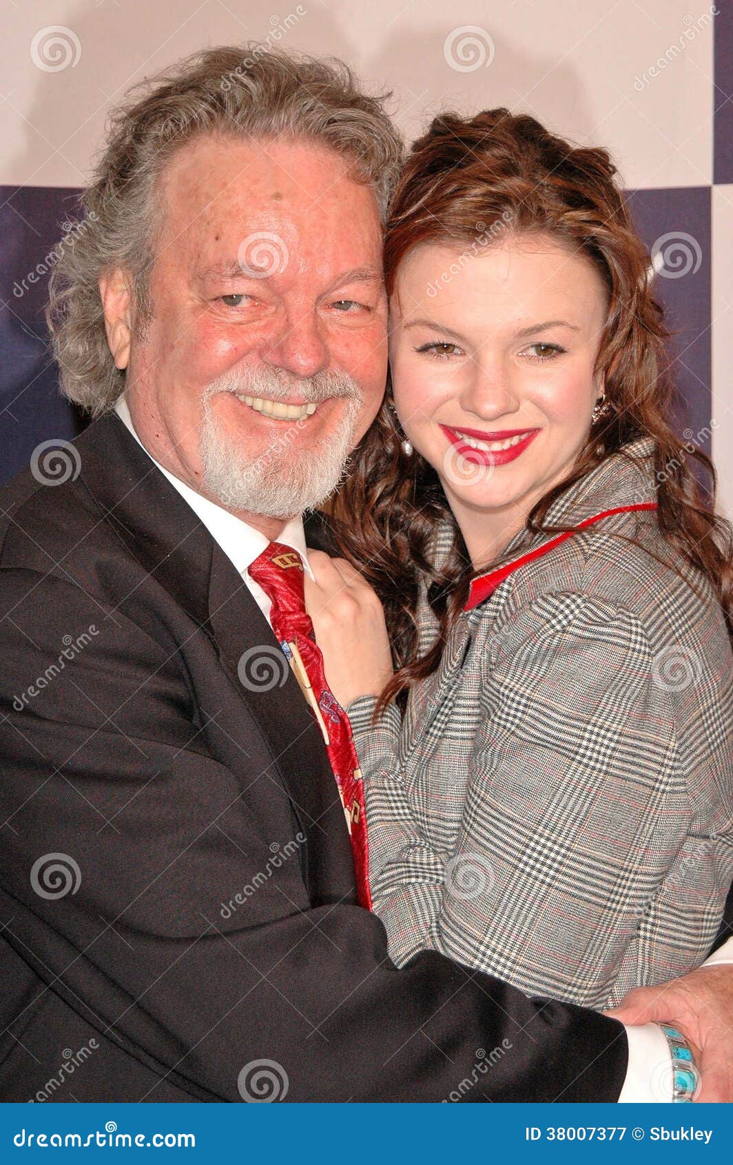 Amber Tamblyn And Sarah Michelle Gellar Editorial Photo | CartoonDealer ...