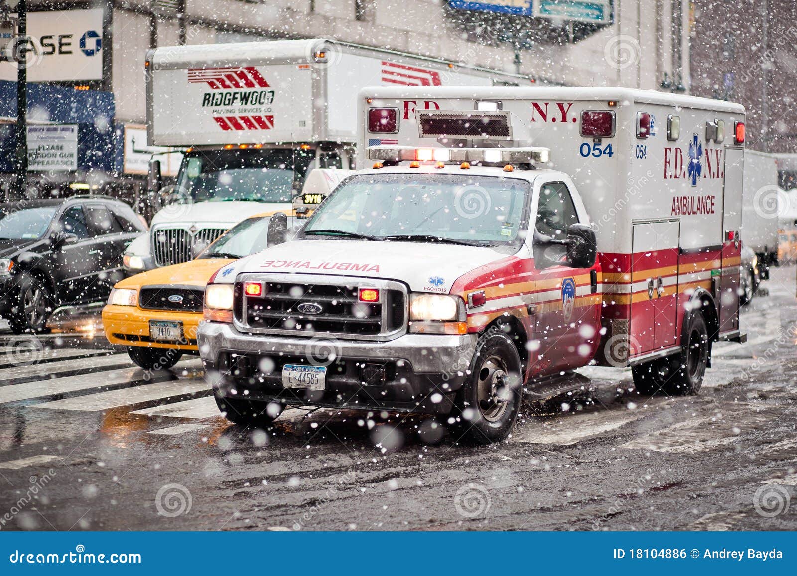 Ambulance Snow Blizzard Manhattan New York Stock Photos - Free ...