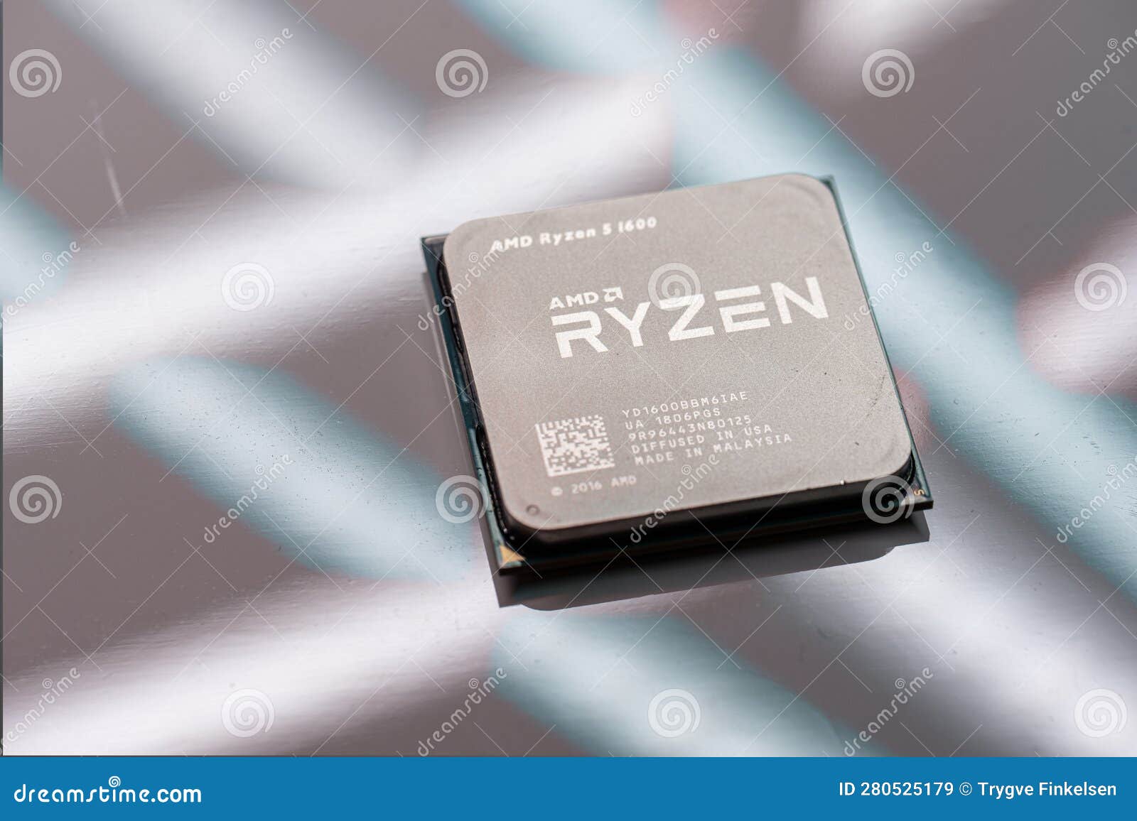 AMD Ryzen 5 CPU Processor on Grey Background.. Editorial Stock Image ...